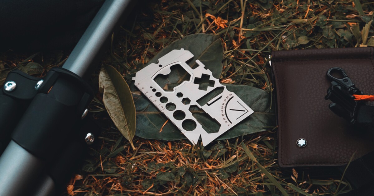 MultiCard Multitool slides out of your wallet to perform over 21 tasks