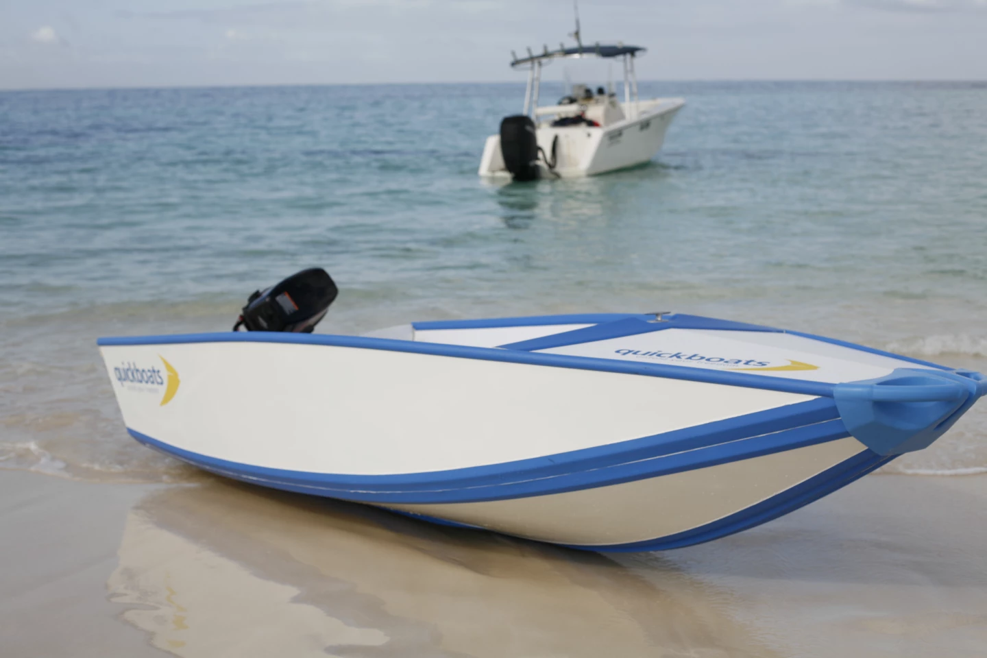 Quickboat foldable boat: From roof rack to water in 60 seconds