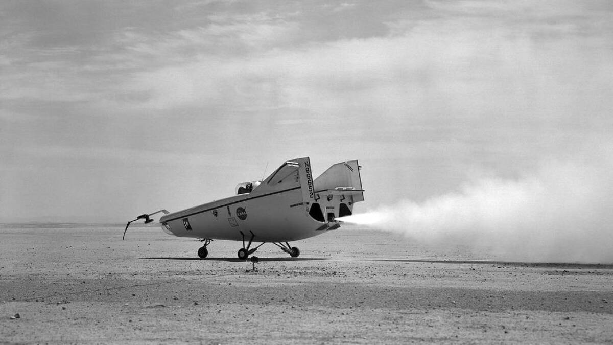 nasa flying bedstead