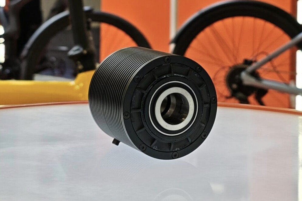 "World's smallest" ebike motor debuts in 3D-printed titanium road bike