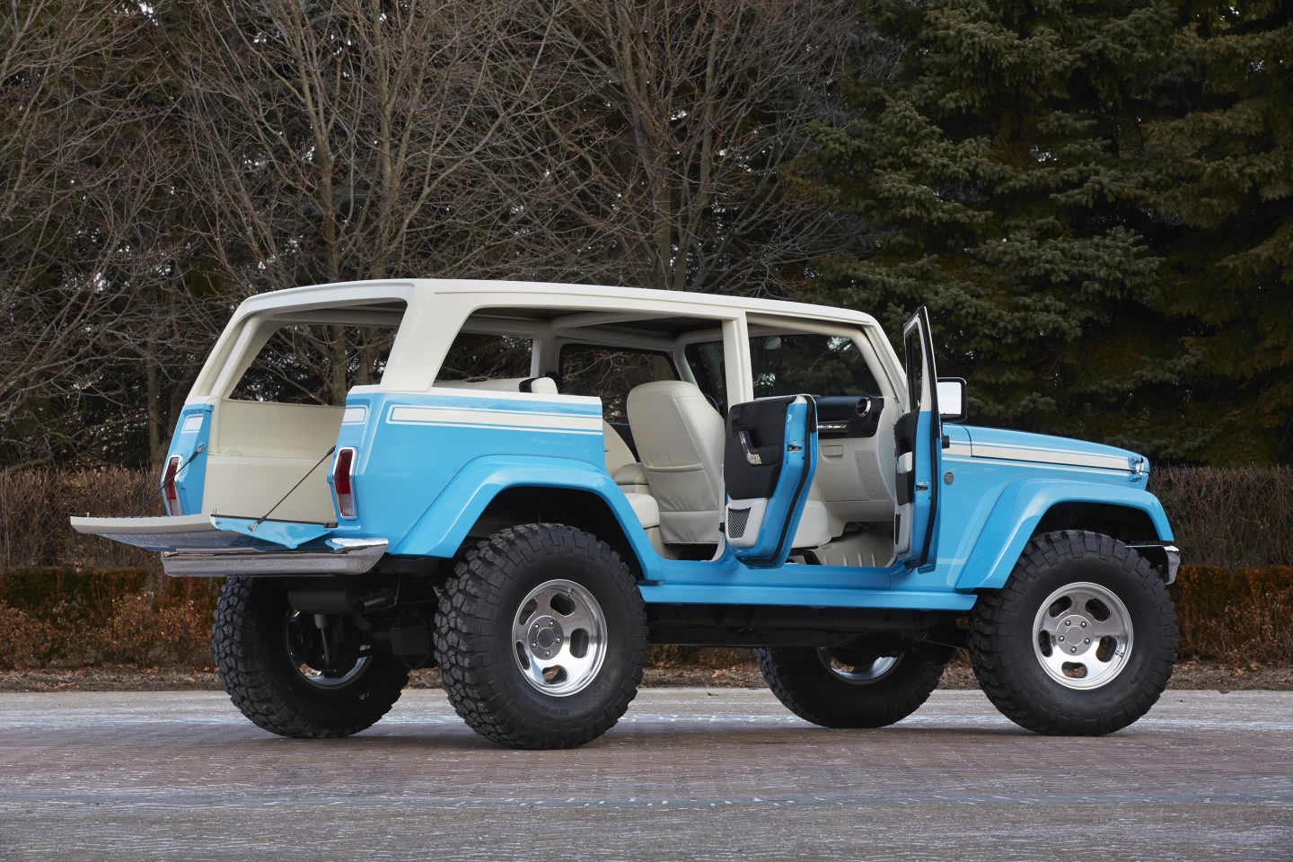 Wrangler pickup among seven Jeep concepts heading to Moab