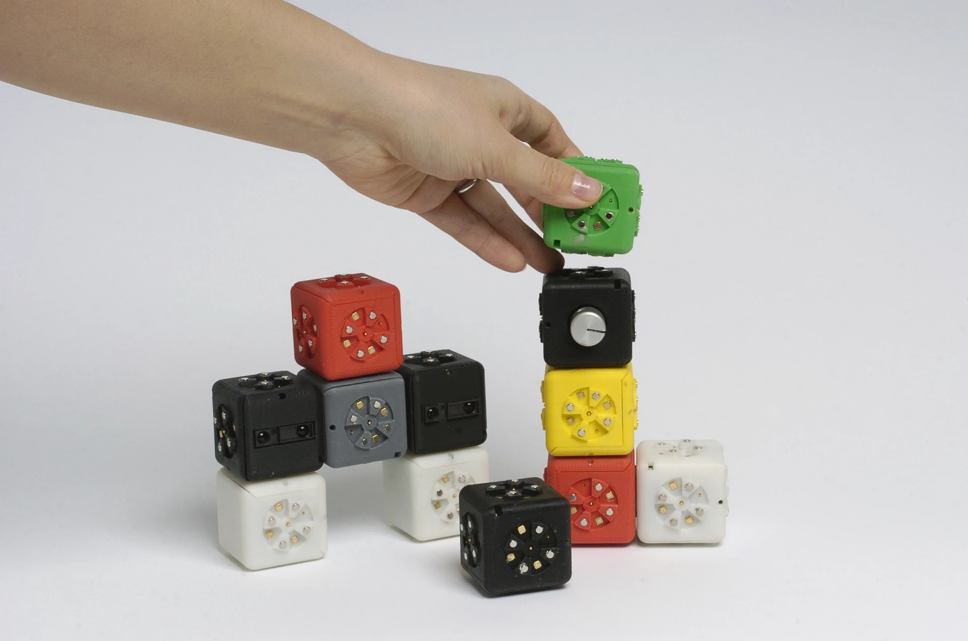 Cubelets help make robotics a snap