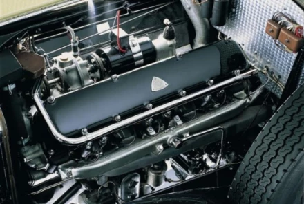 The 350 km/h 700 bhp Fulda Maybach Exelero