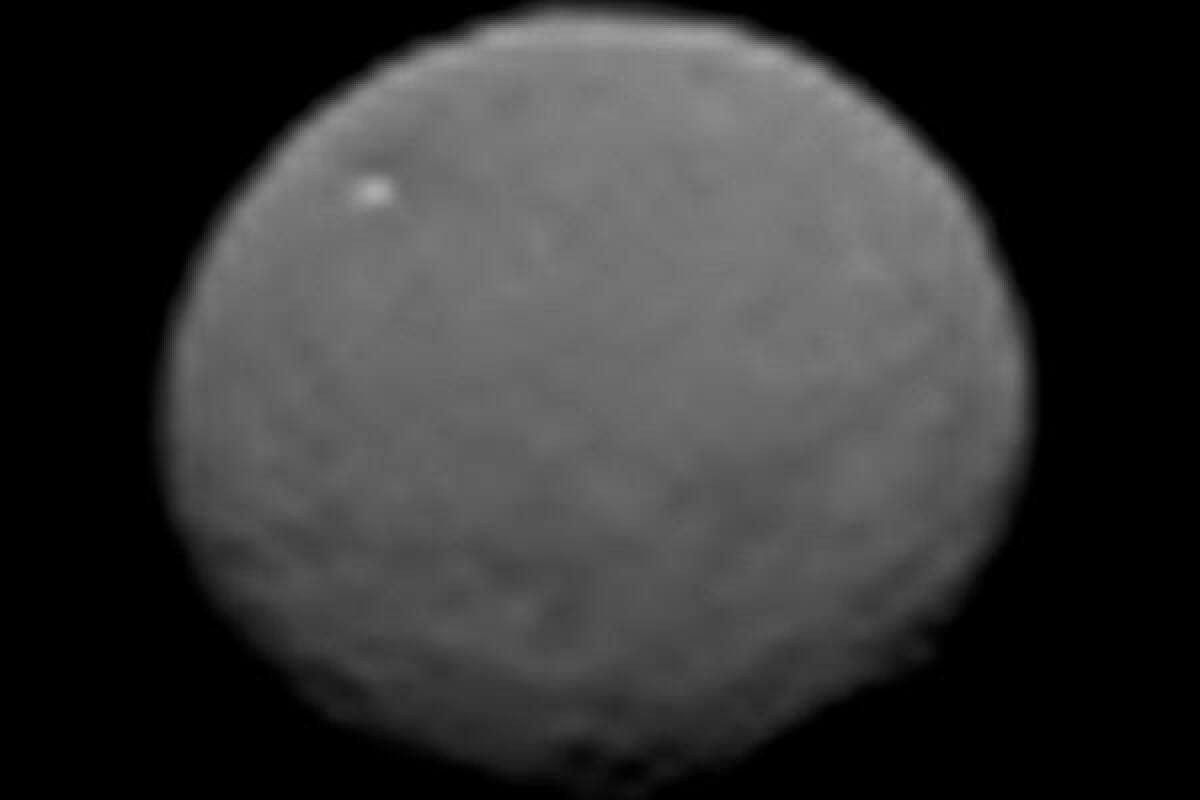 New Dawn Ceres image outdoes Hubble