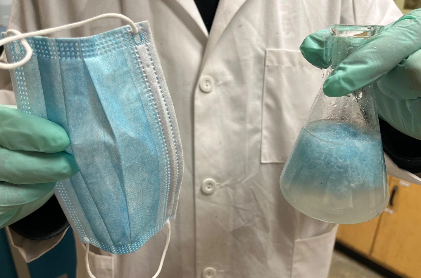 Used face masks could find new life in stronger concrete