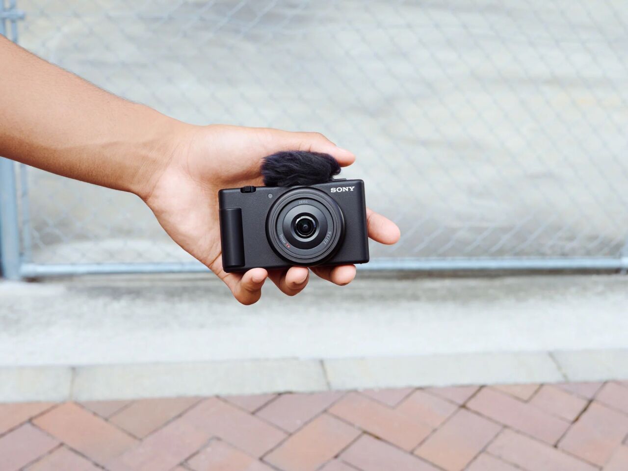 Sony Makes Vlogging Easier And Cheaper With Zv 1f Camera