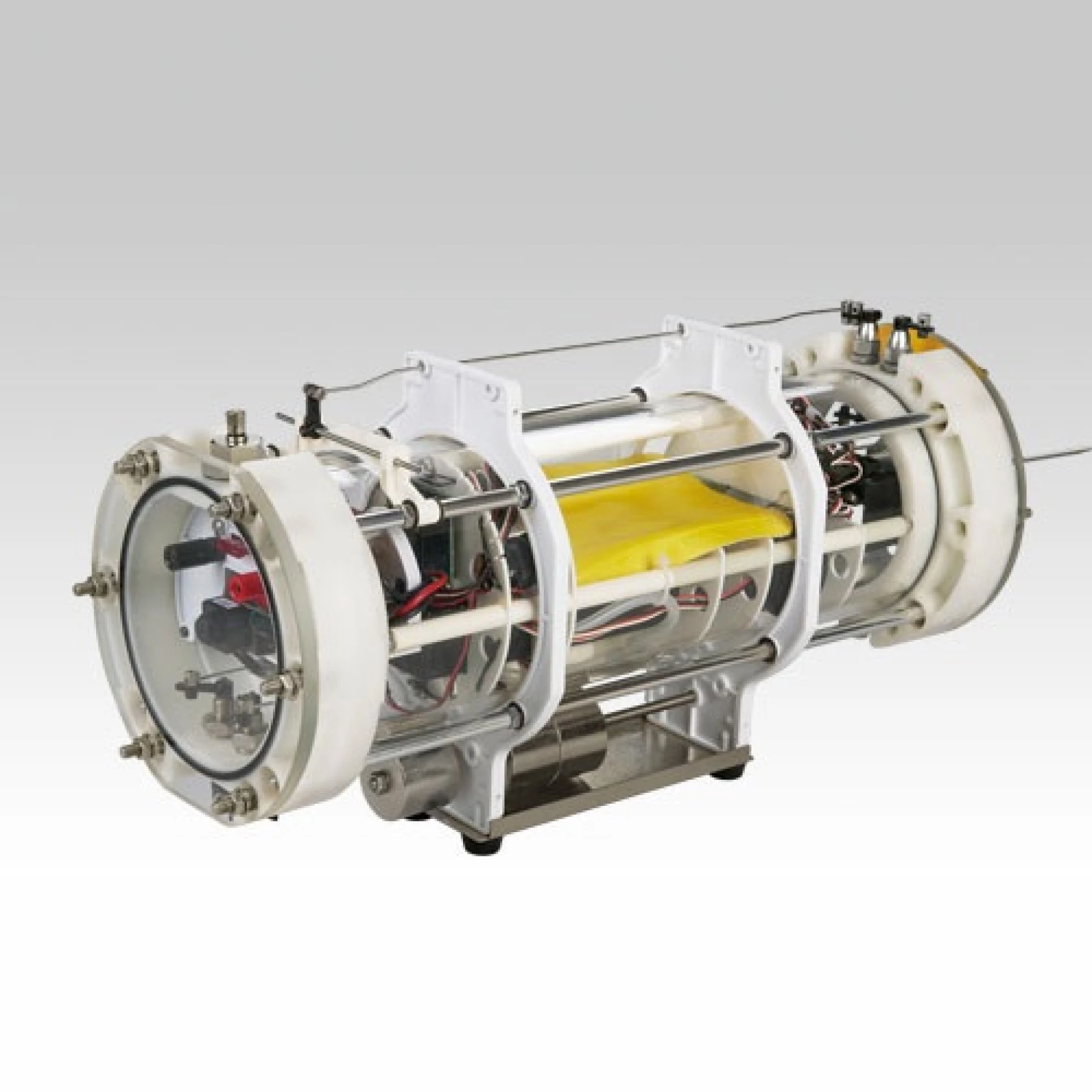 Neptune SB-1 radio-controlled submarine provides real-time underwater video