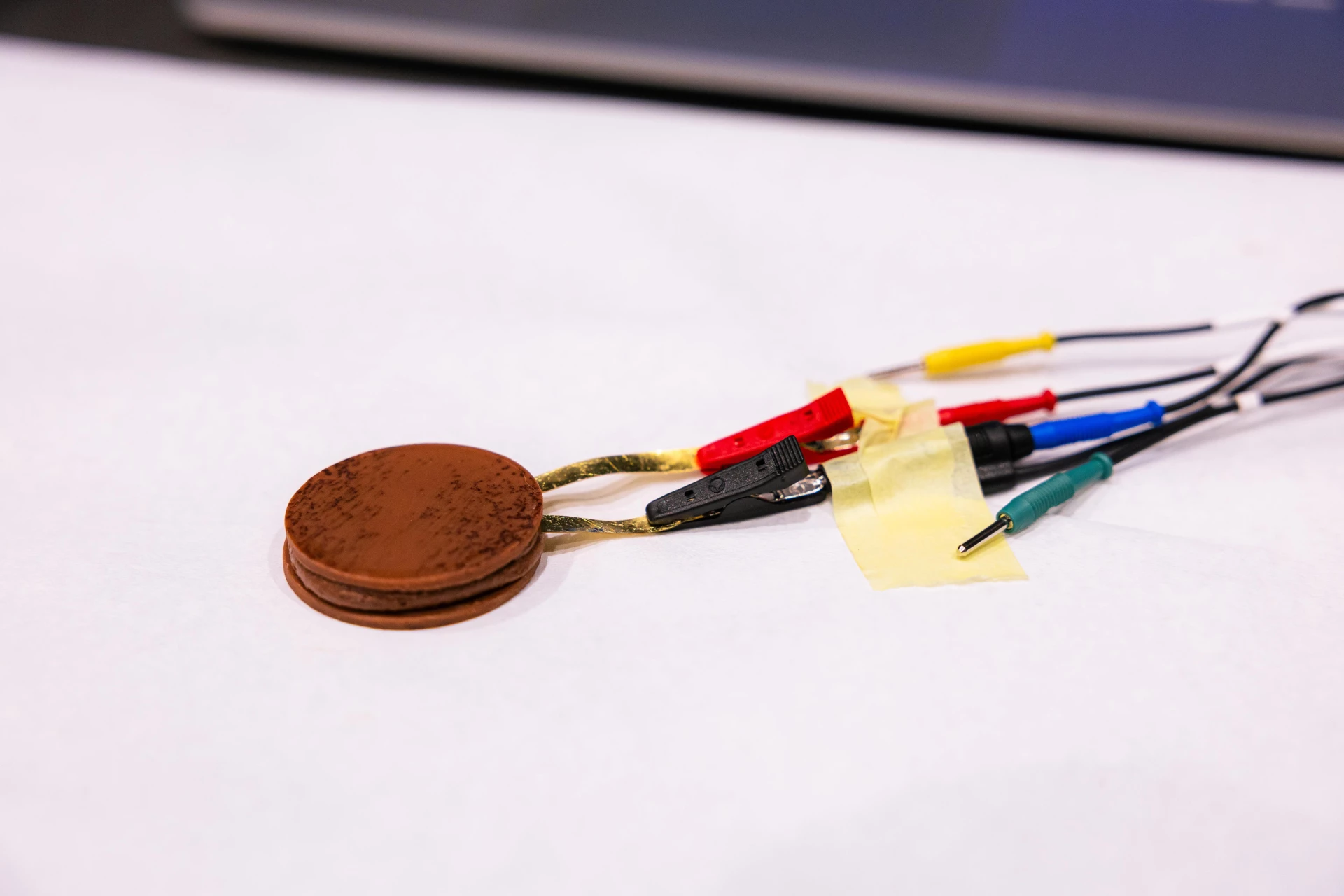 Scientists unveil RoboCake with edible robots and batteries