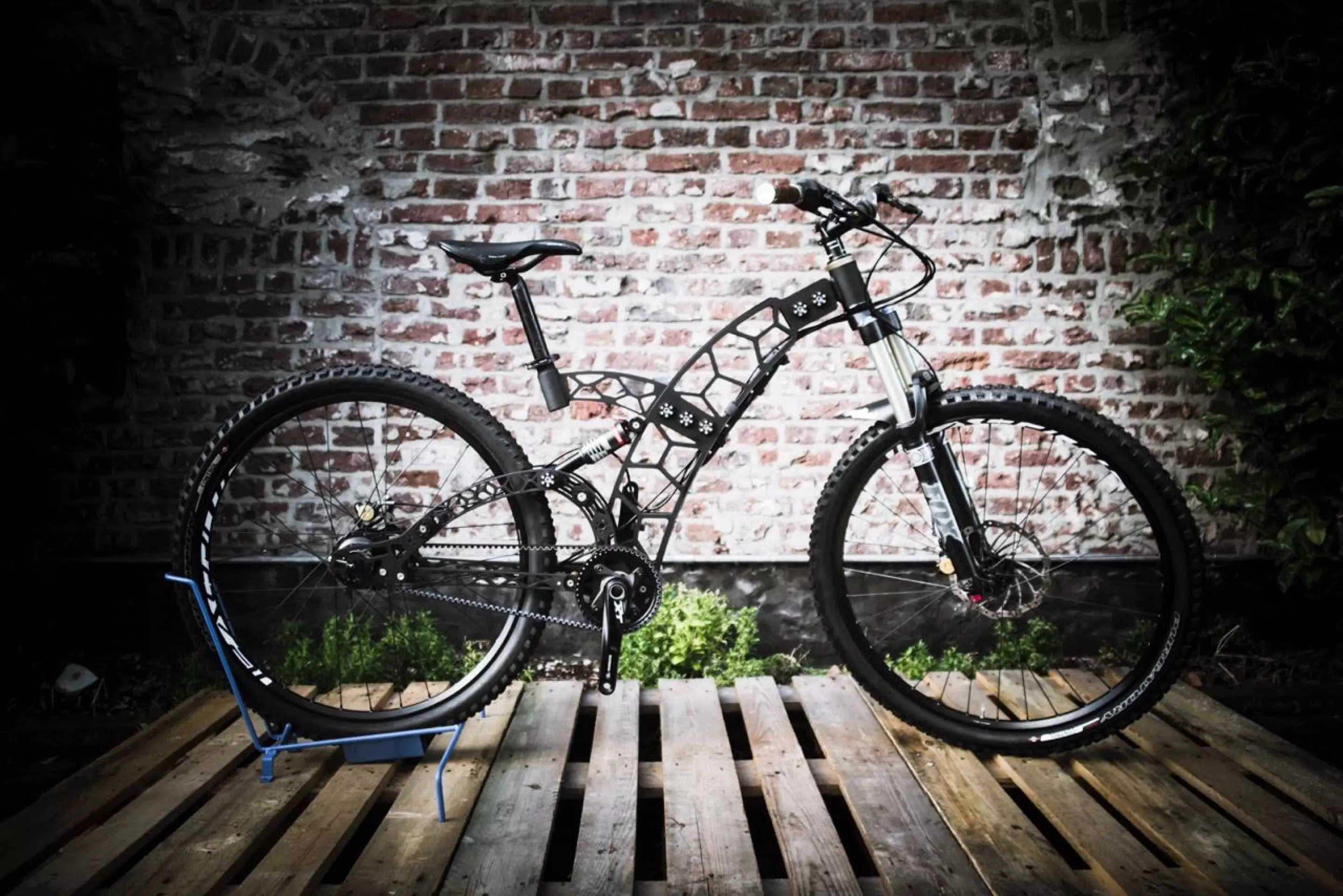 Bees modular bike transforms and adapts to your riding