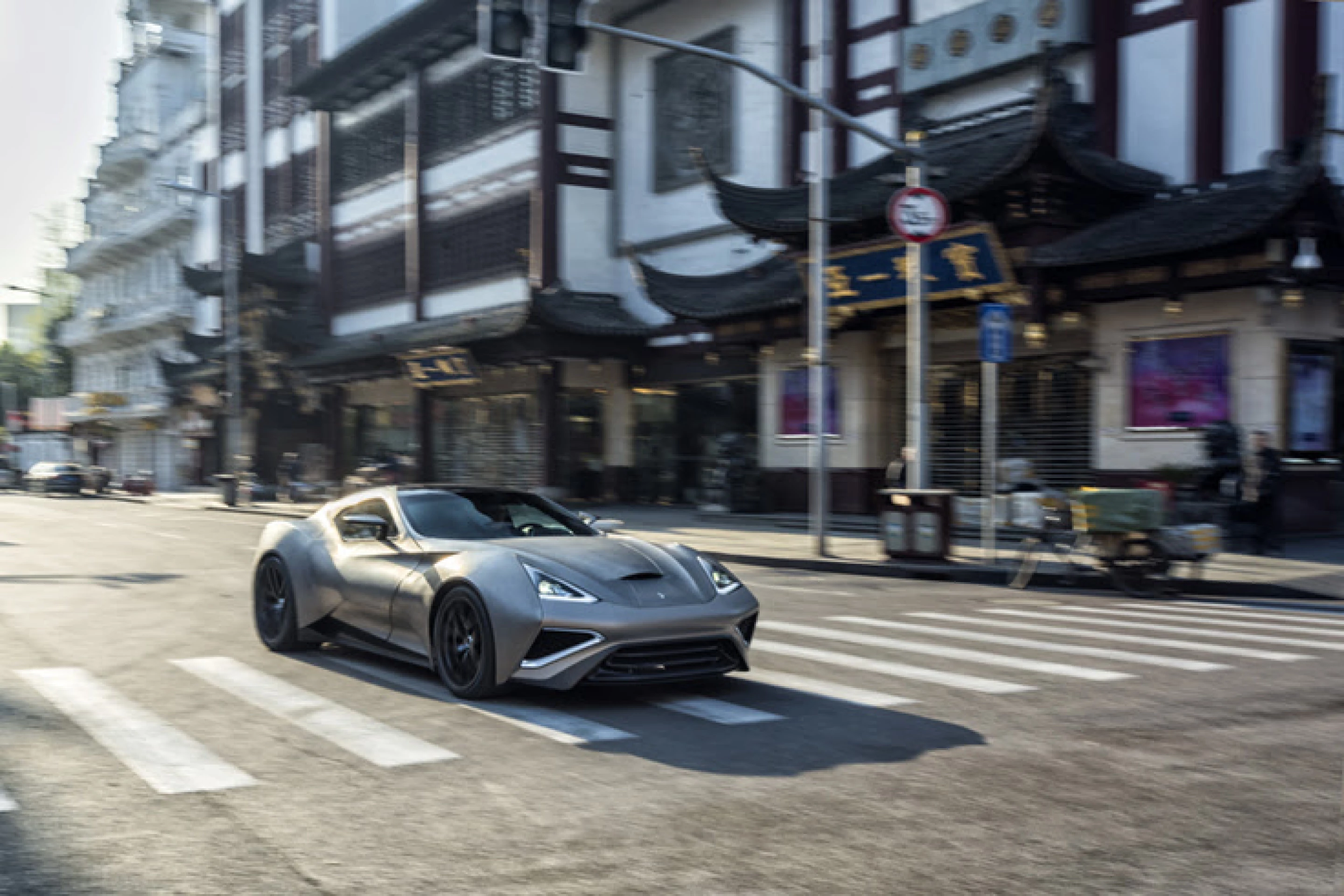 Icona's €2.5 million supercar is fast, attractive and looking for love