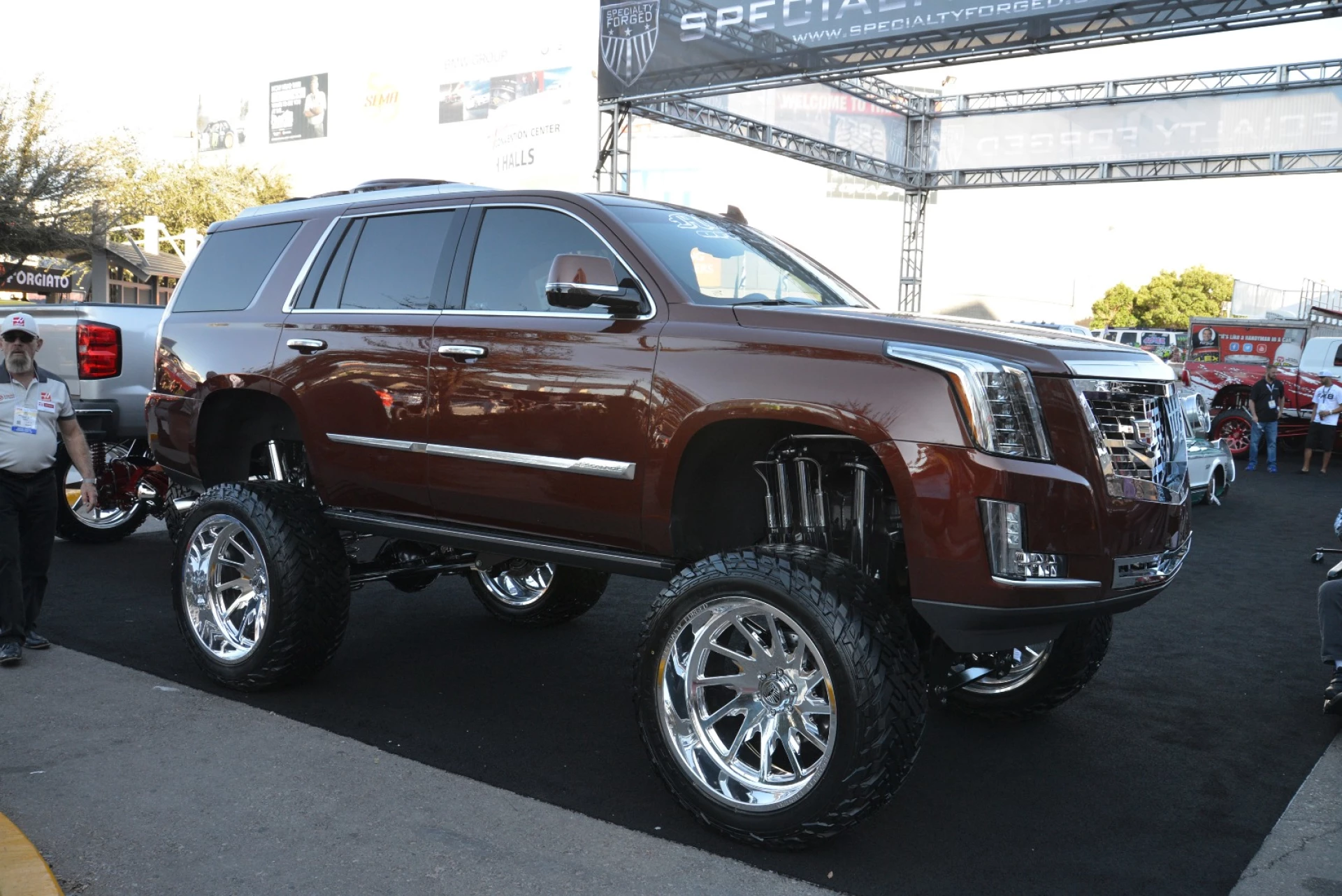 Keep on truckin' – Pickups and SUVs of SEMA 2016