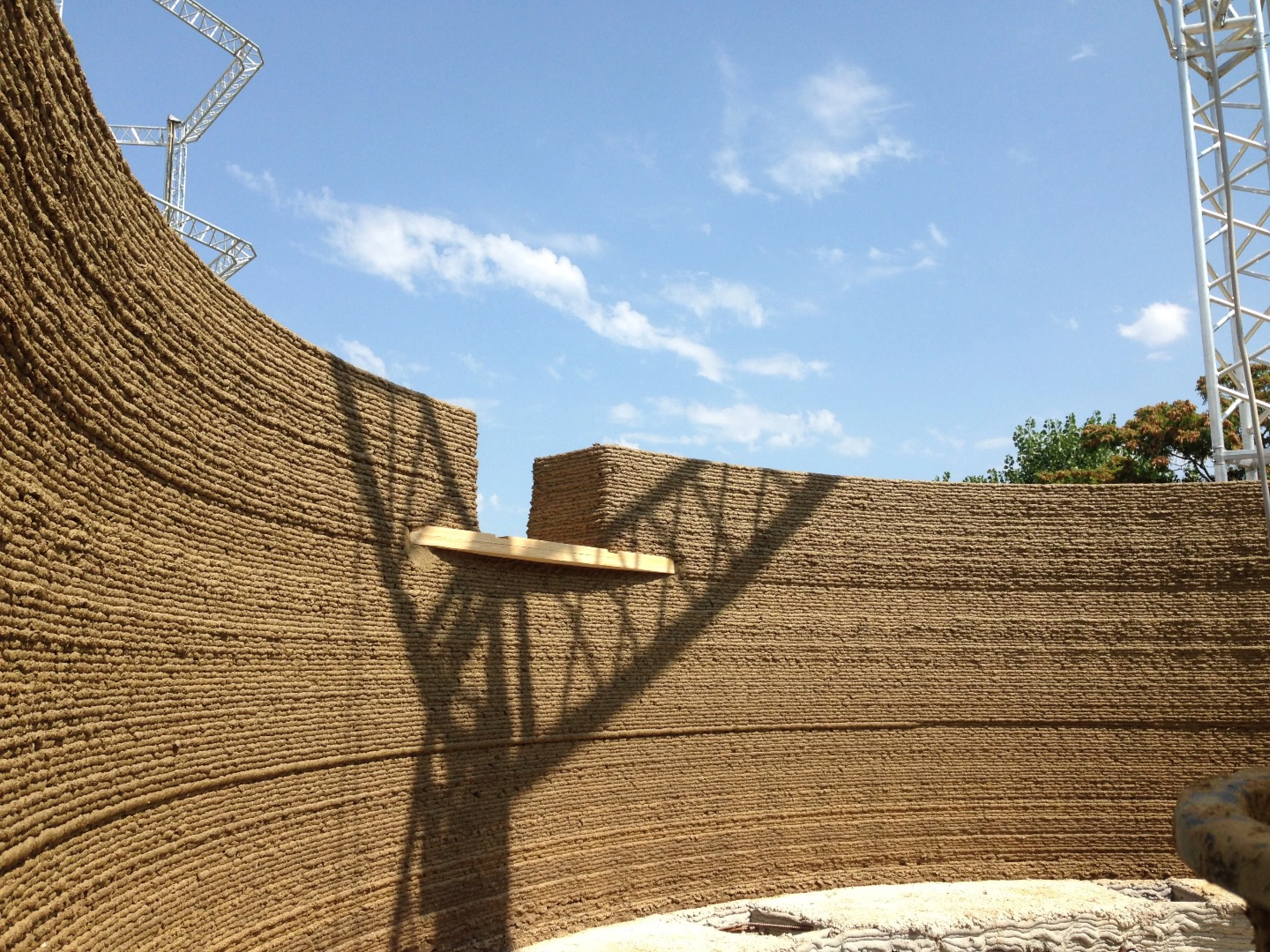 Prototype low-cost house is 3D-printed using mud