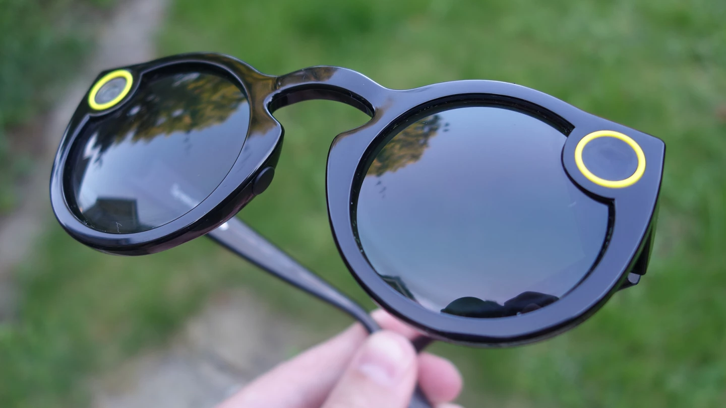 Snapchat Spectacles Review Pricey Fun For Social Media Addicts