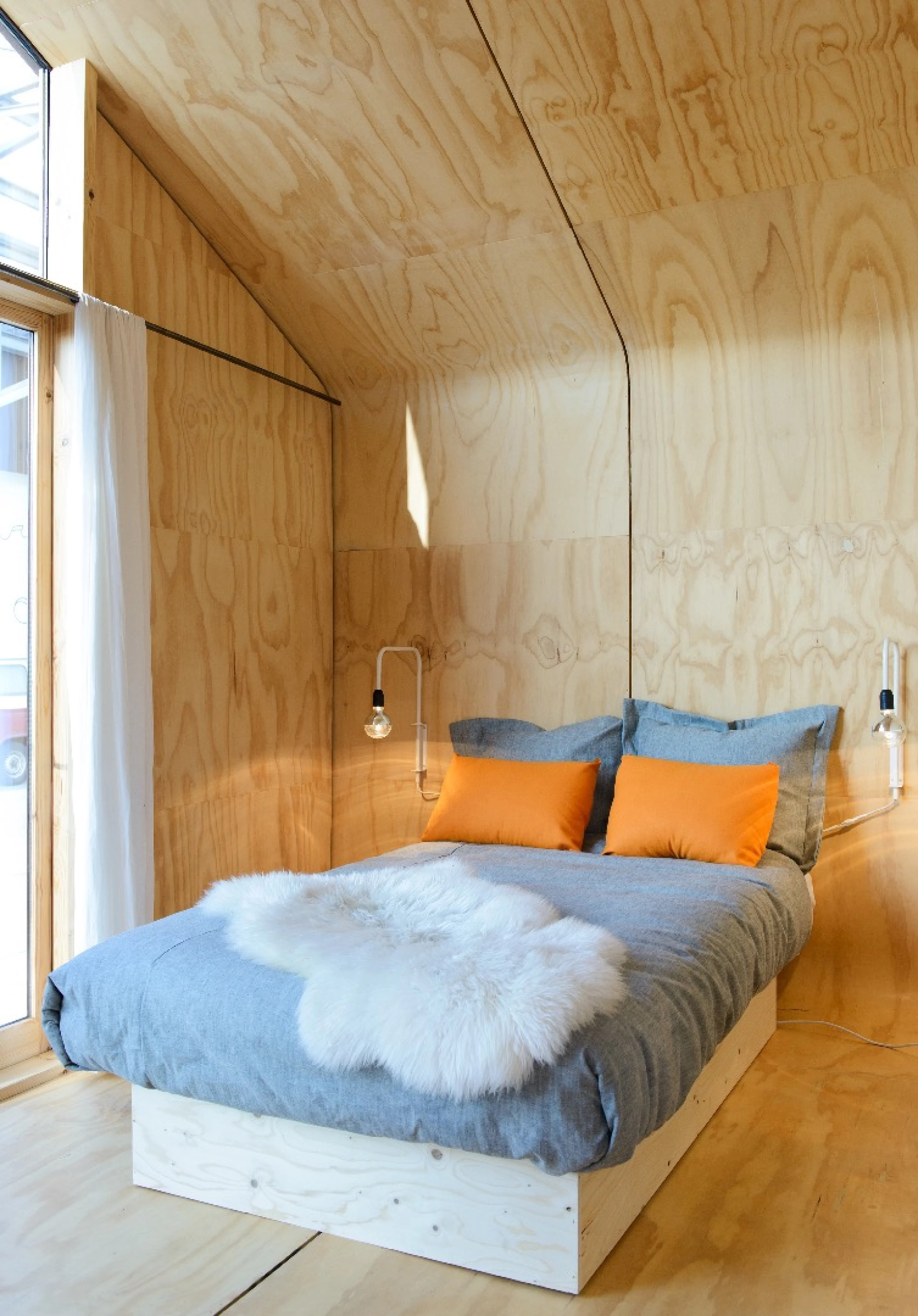 Modular tiny house proves there's more to cardboard than packaging