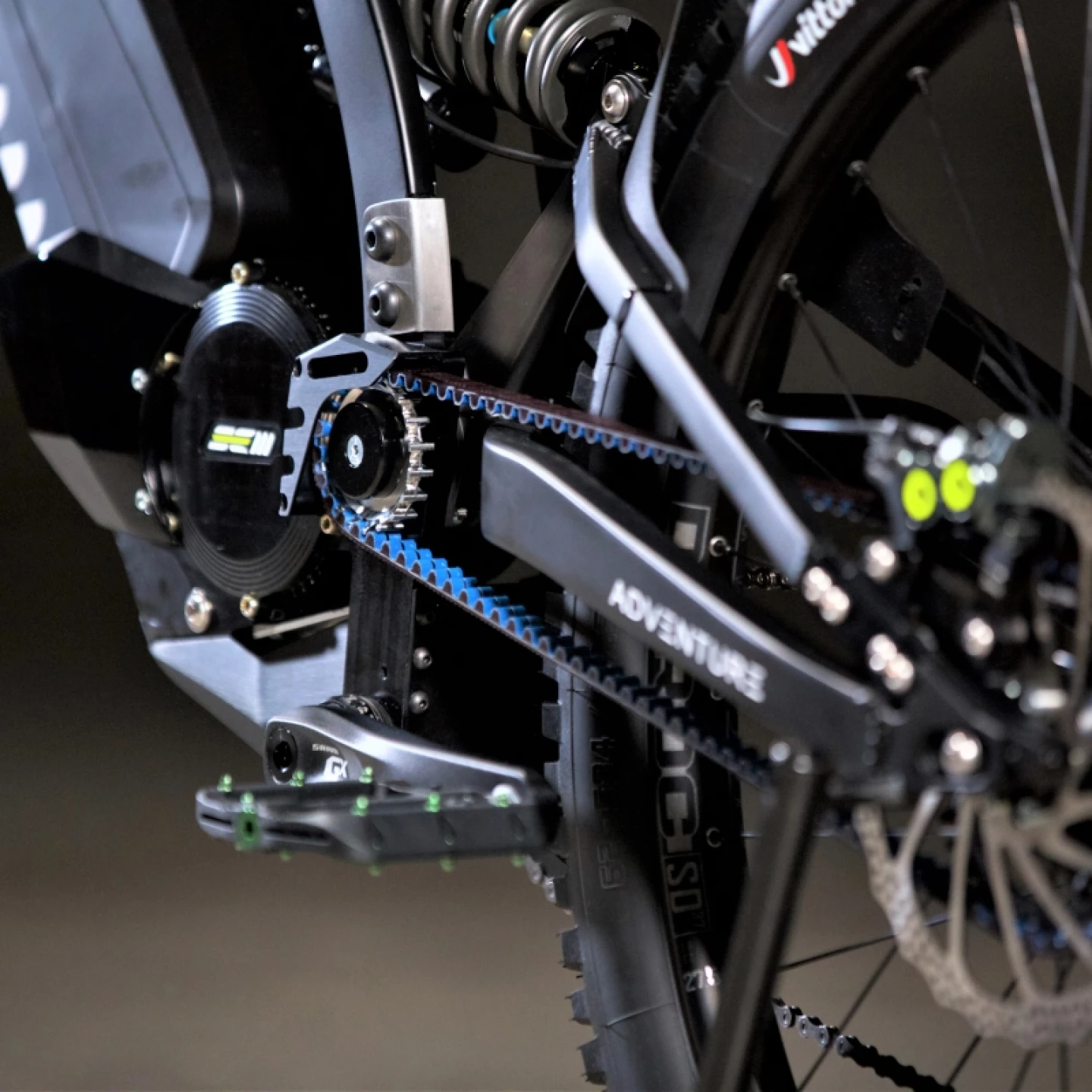 SEM looks to bring monster 4,000-watt dual-drive e-mountainbike to US