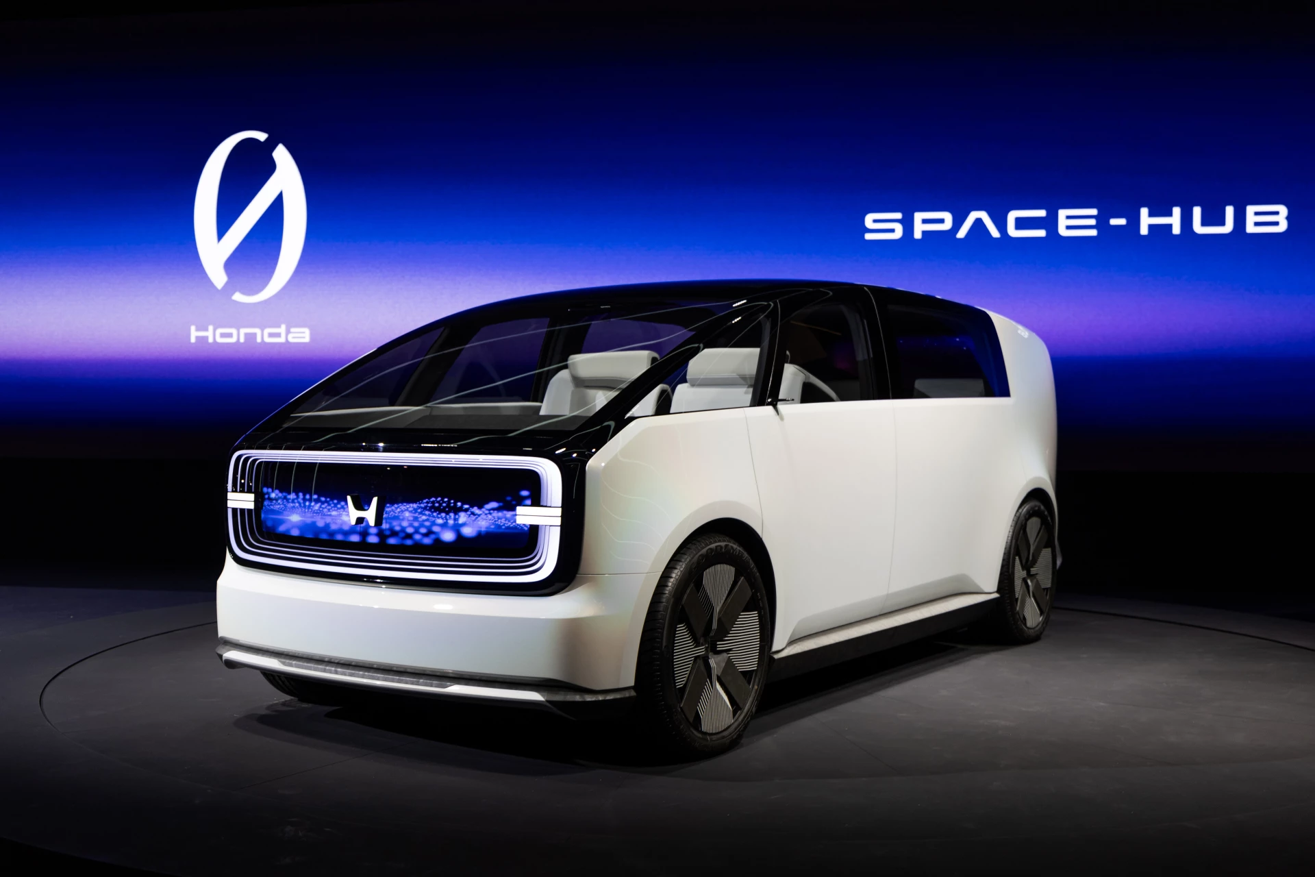 Honda CES EV concepts go full Lambo wedge and panorama-van