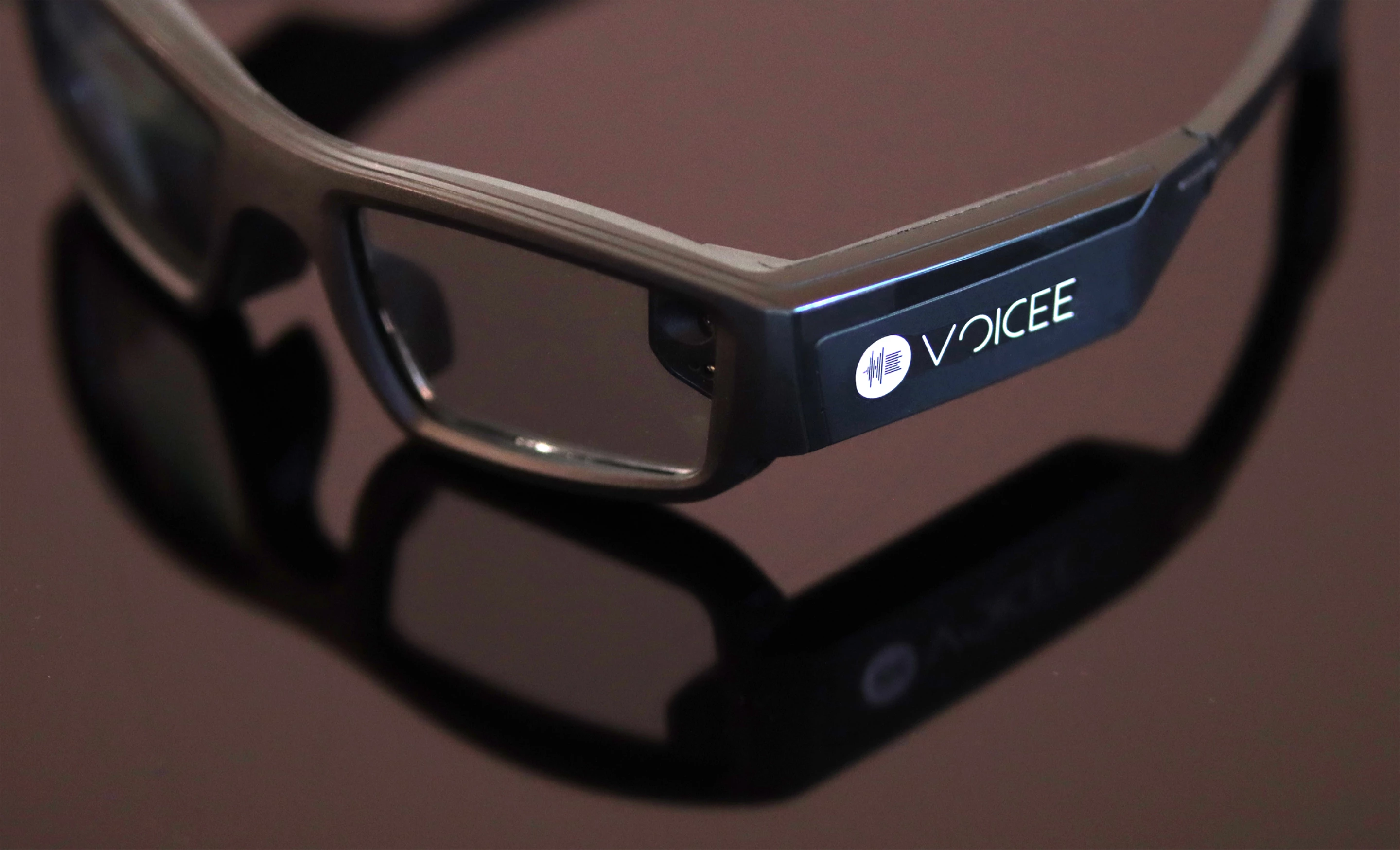 Voicee glasses are the latest to offer captioning to deaf wearers