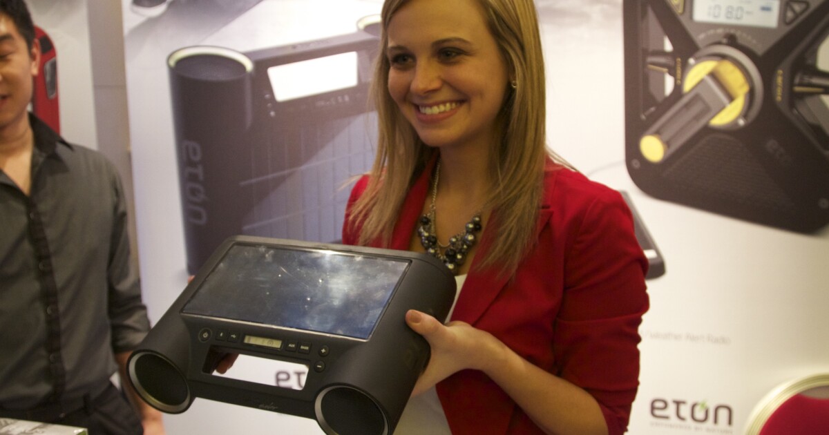 Eton (hand) cranks out new self-powered products at CES