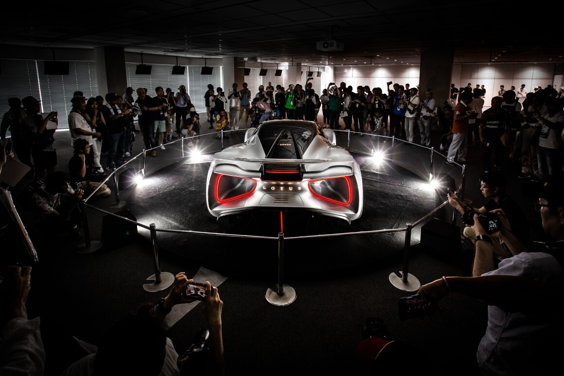 The world's most powerful cars: 1,000-horsepower minimum