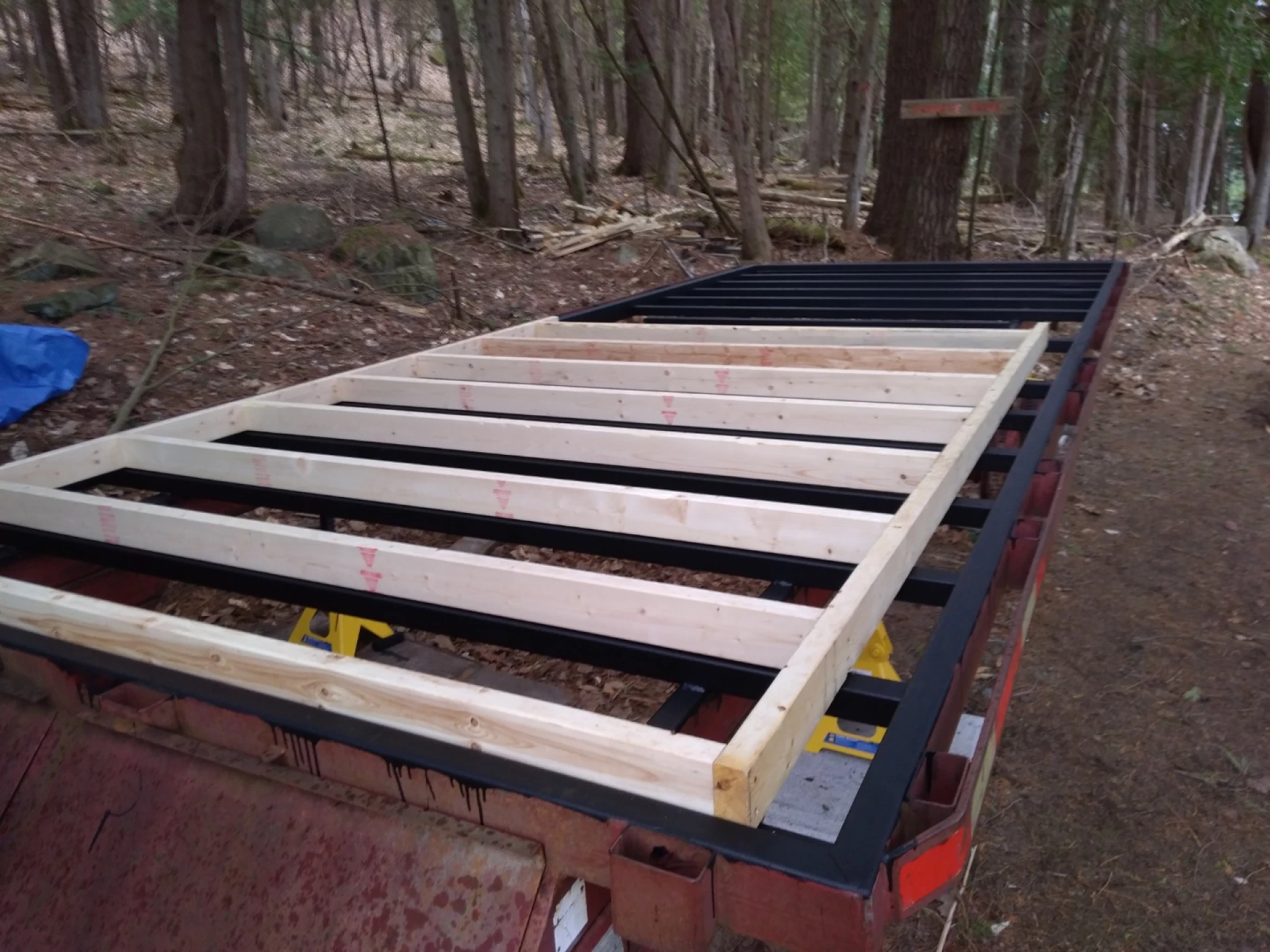 Engineering grad builds Tiny House with an elevator bed for just $15k