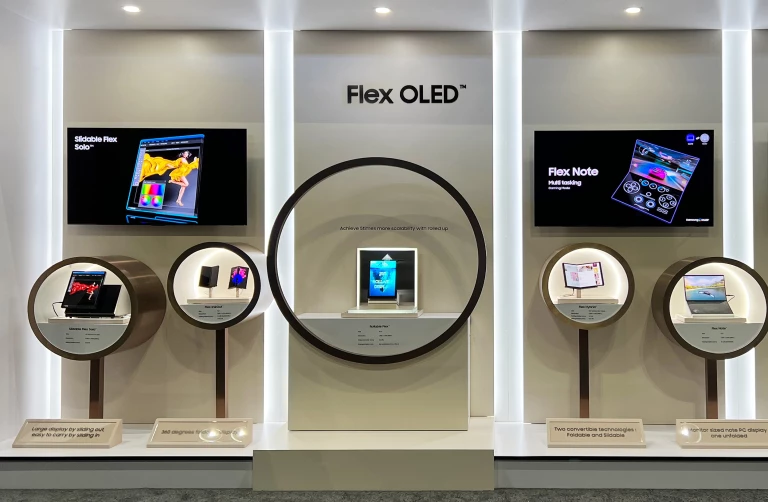 Samsung rolls with a scroll for expanding OLED laptop display