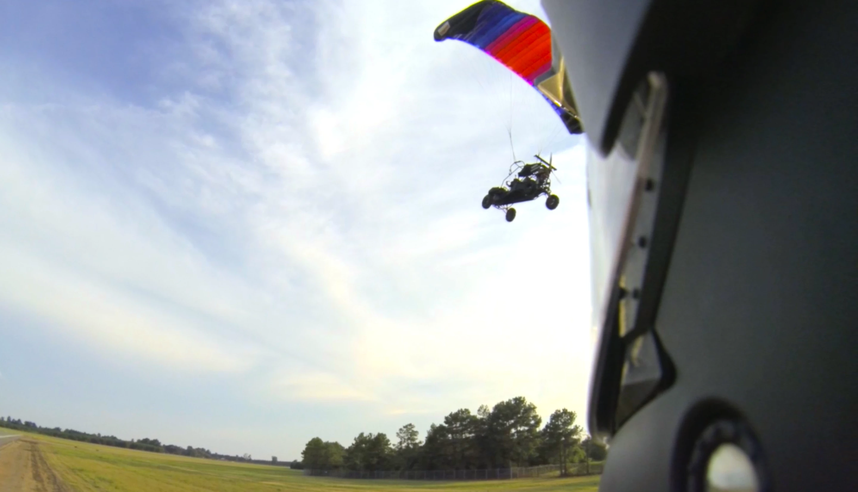 SkyRunner MK 3.2 flying buggy launches in the sky and dirt