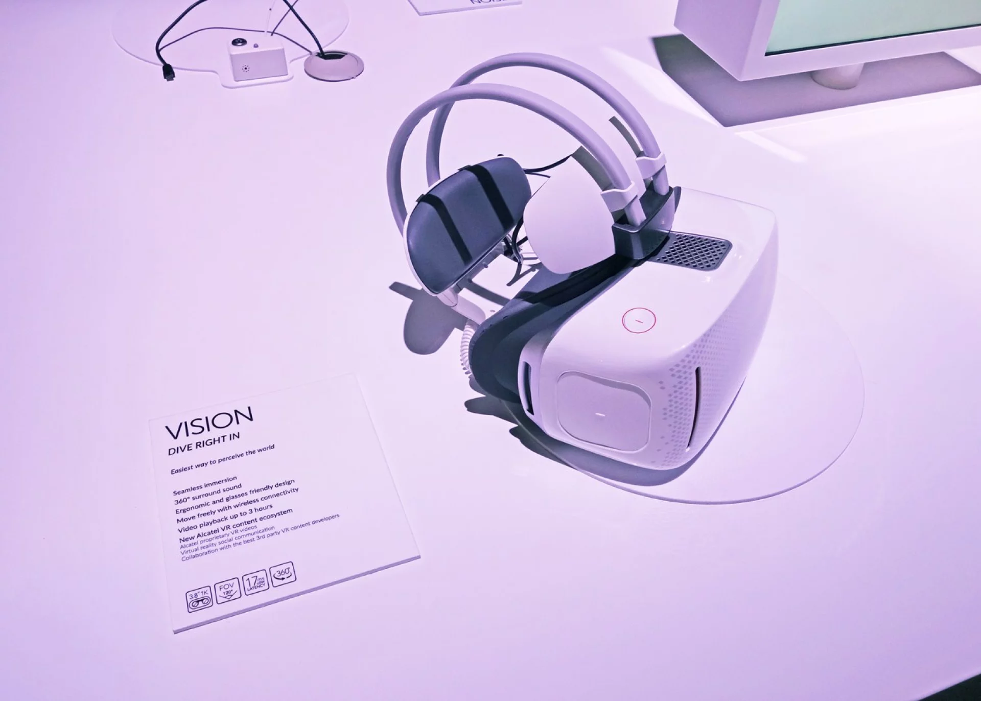 Alcatel’s Vision VR headset doesn’t need a phone or PC