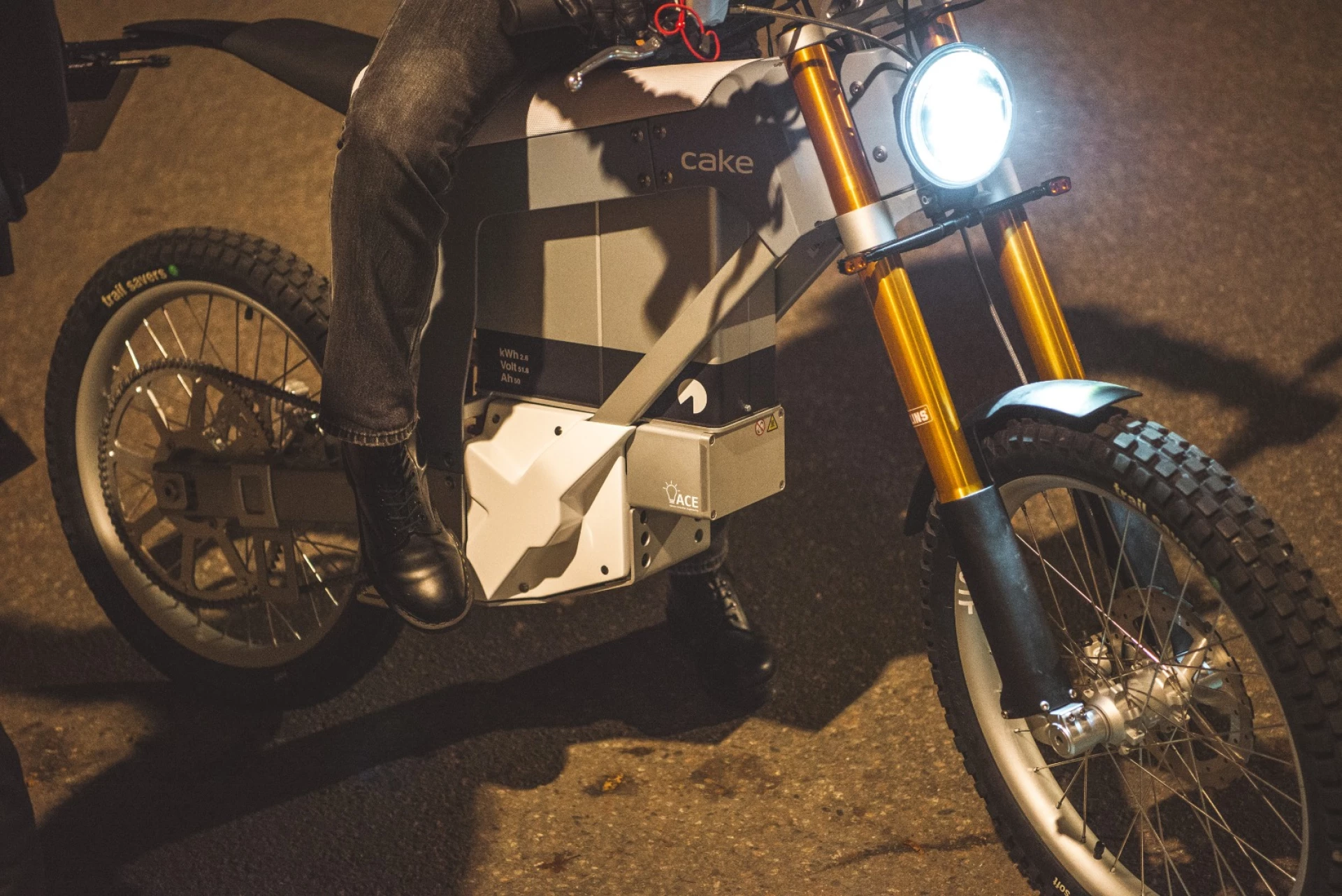 Cake tunes its high-torque e-bike for the tarmac with the street-legal ...
