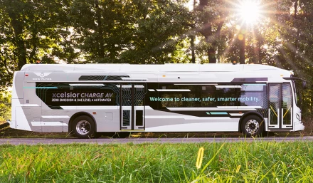 New Flyer launches North America's first Level 4 autonomous transit bus