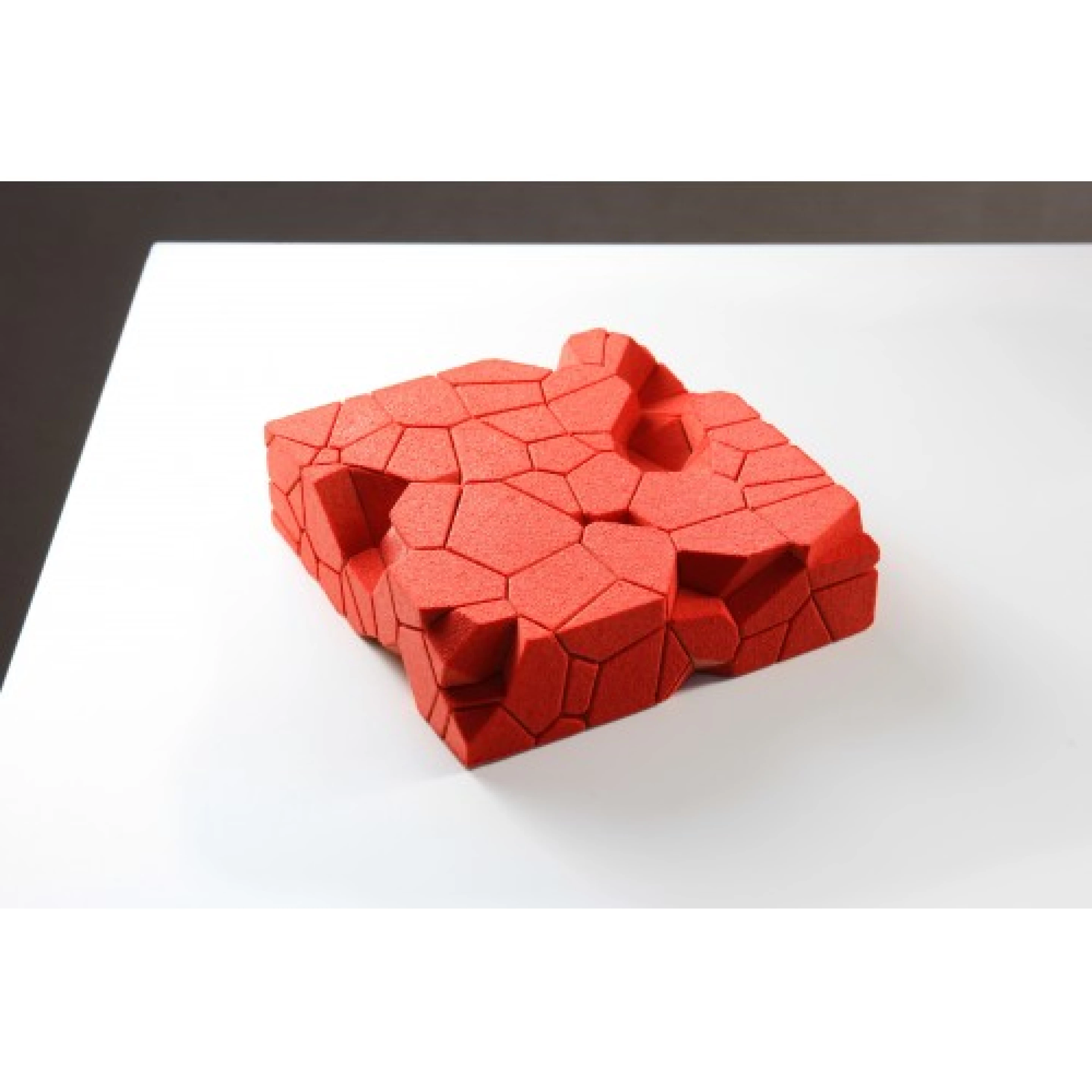 Architect turned cake-maker serves up mouth-watering geometric 3D ...