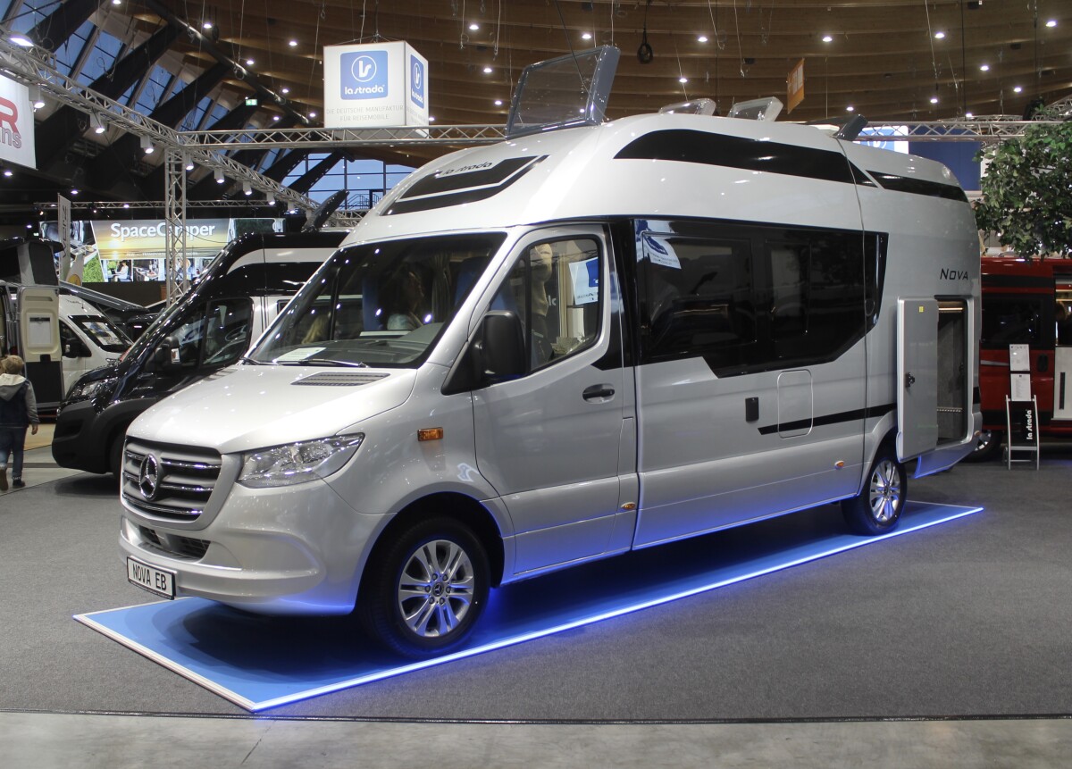 La Strada goes beyond the van with plus-sized monocoque camper van