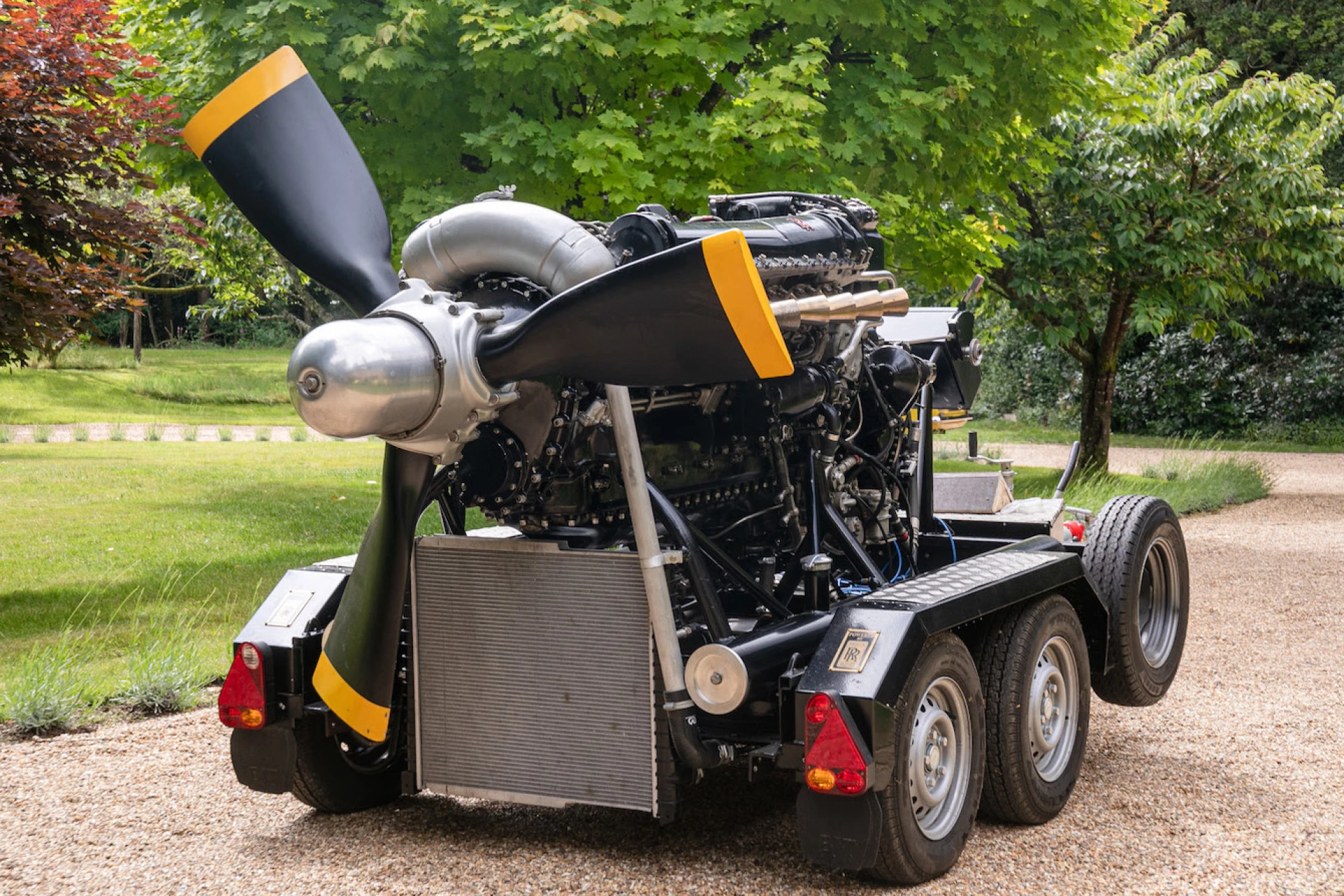 Video: This 1,800-bhp Rolls-Royce Merlin aero engine is a beast