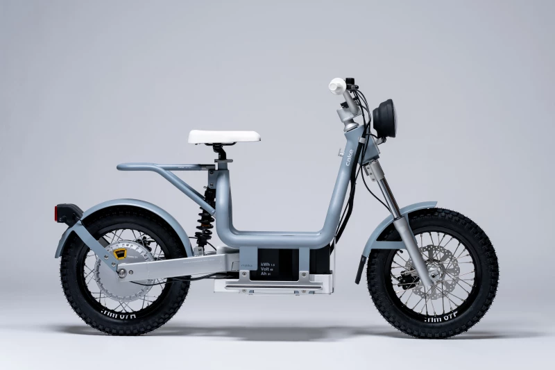 Cake's Makka electric moped is fit for city commutes or all-out adventure