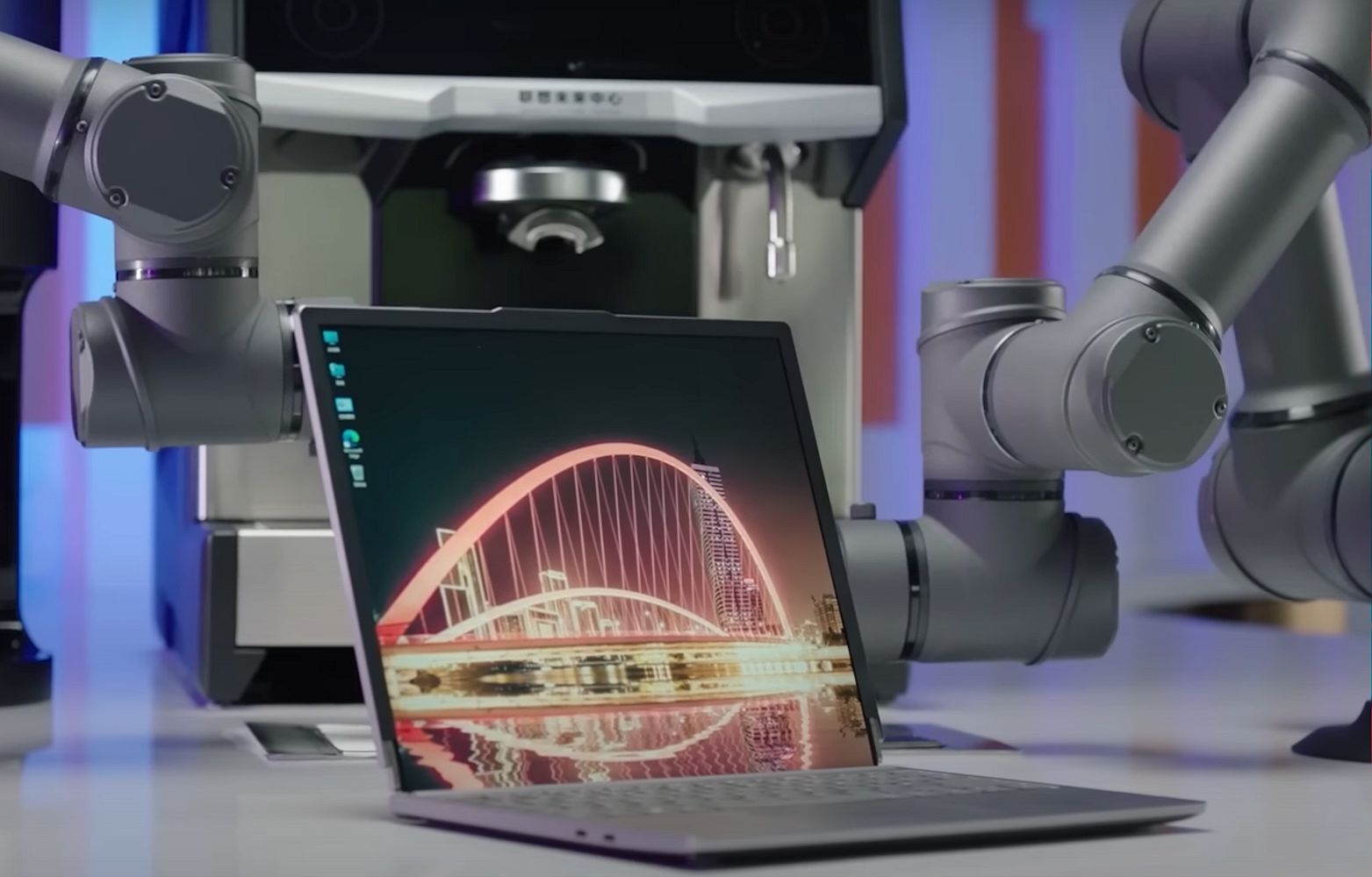 Lenovo rolls out smartphone and laptop concepts with expanding displays