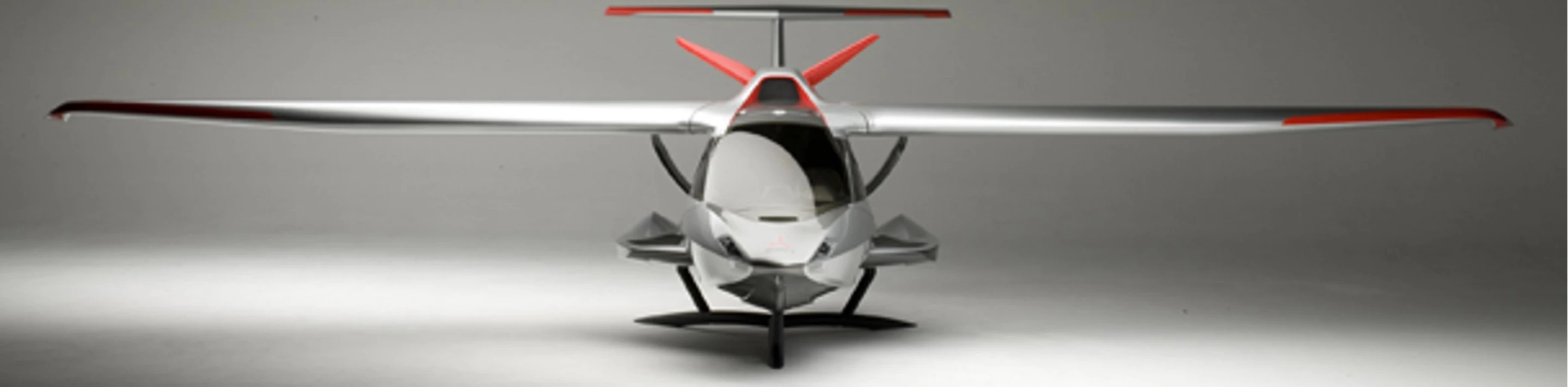 First production ICON A5 amphibian plane unveiled