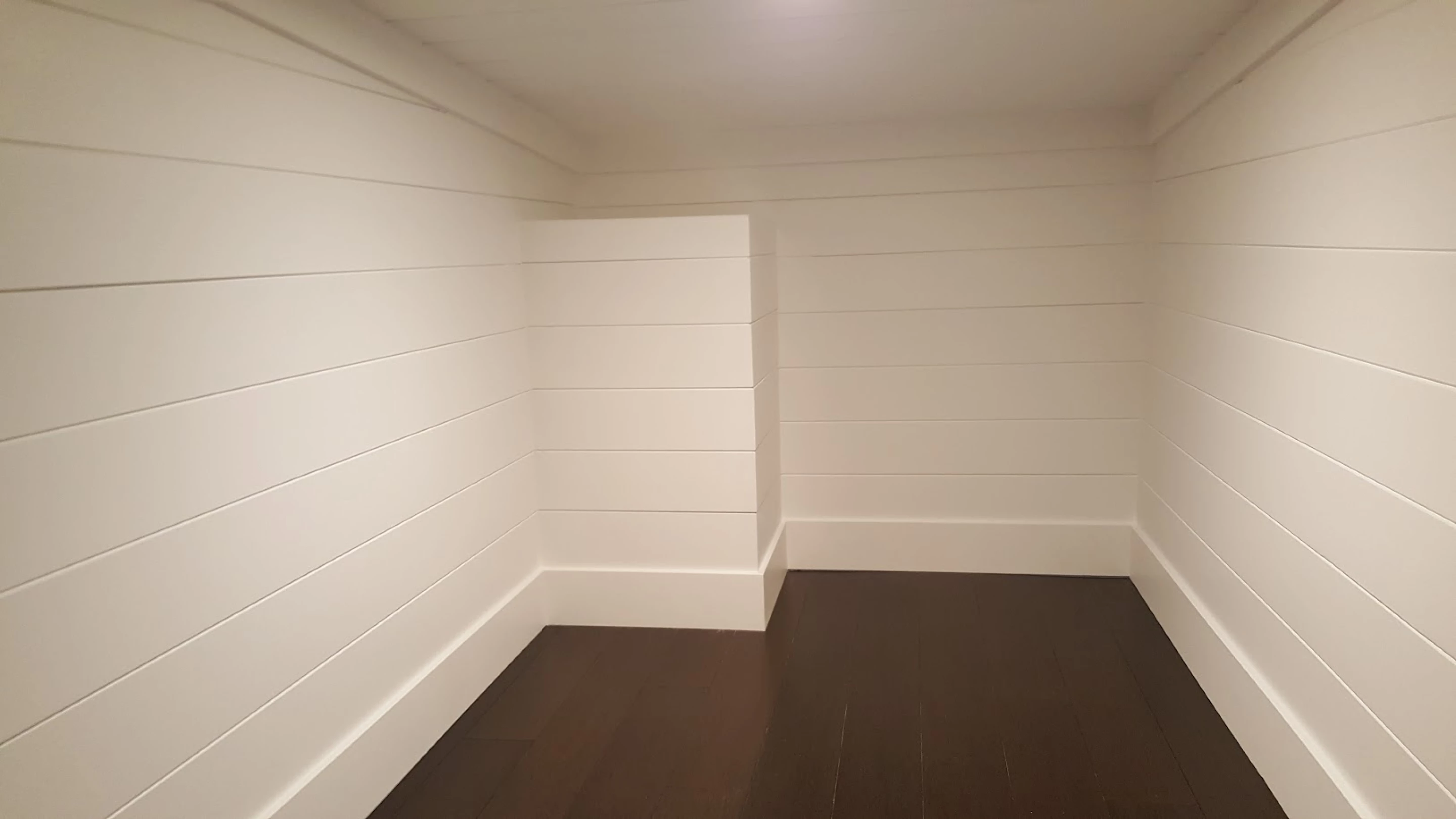 Tiny house with flexible interior sleeps up to six