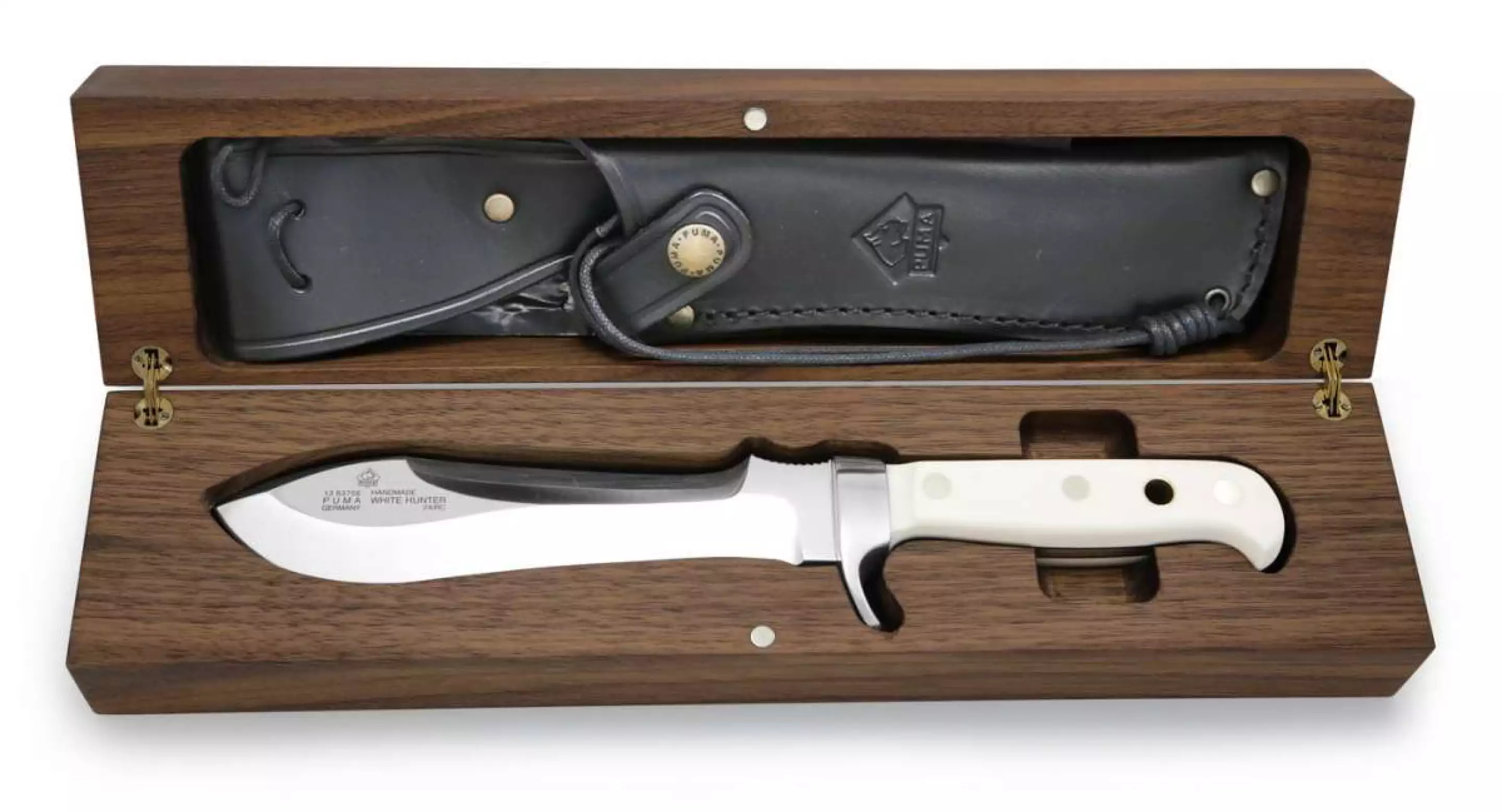 The Puma White Hunter: A Legend of Hunting Knife Design