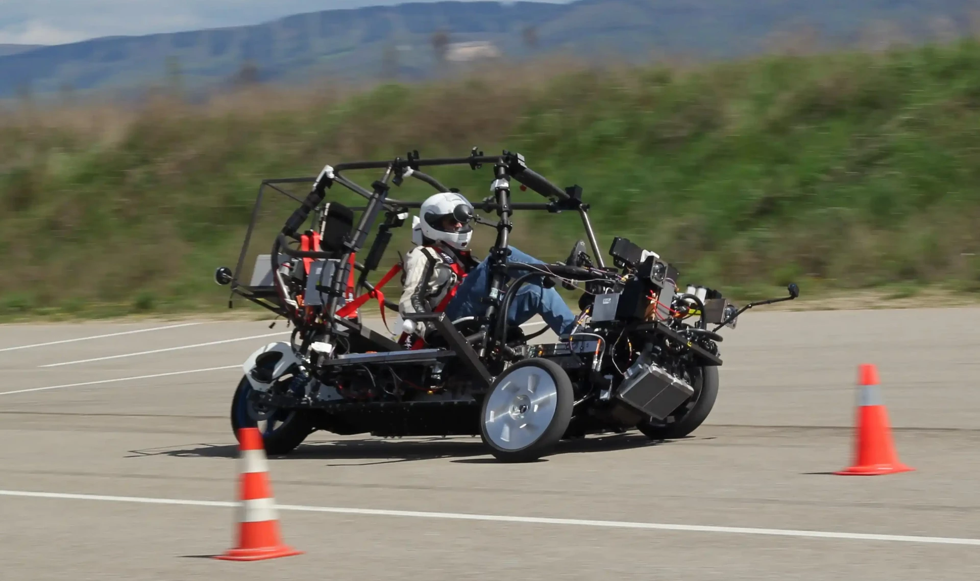 French pedal car reaches highway speeds with ease
