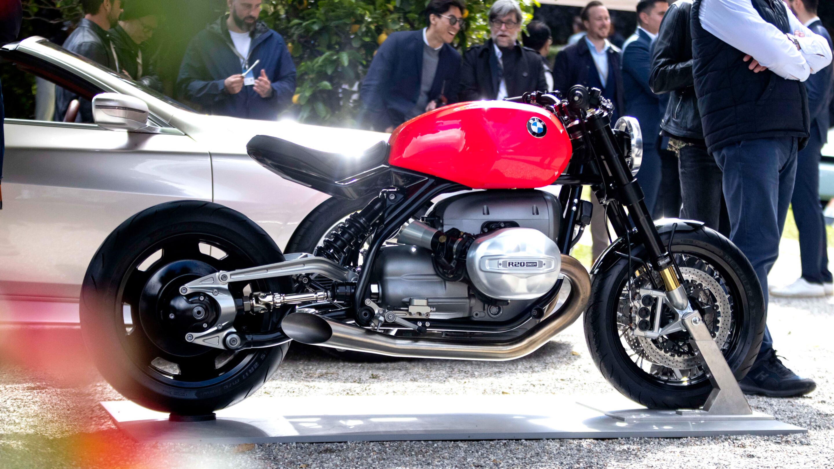 2,000cc BMW boxer perfects motorcycling's Golden Ratio