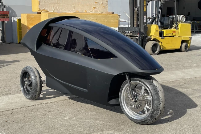 Trinova: a tilting three-wheeled EV for urban commutes