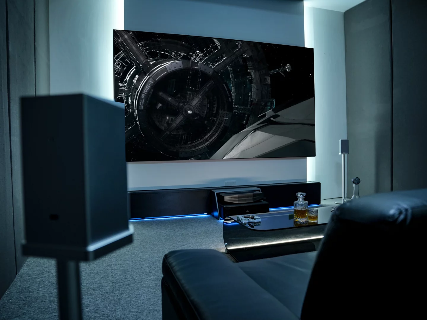 RGB laser projector delivers huge 'pixel-perfect' 4K visuals