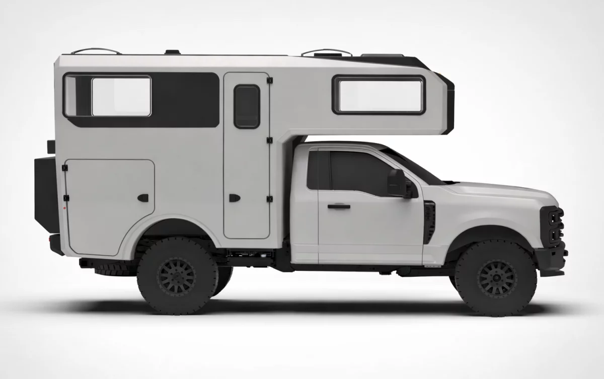 Supertramp Paragon single-piece composite expedition camper