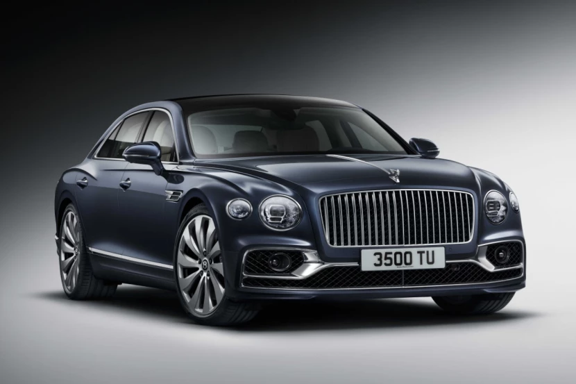 Bentley sets the wheels of the new Flying Spur in motion