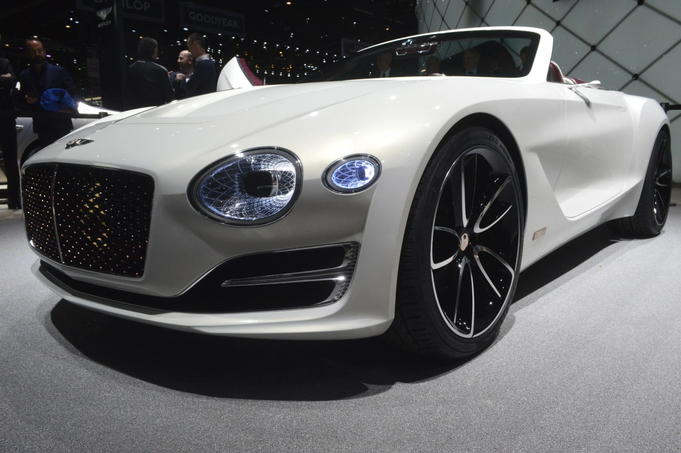 EXP 12 Speed 6e envisions the battery-powered Bentley of tomorrow