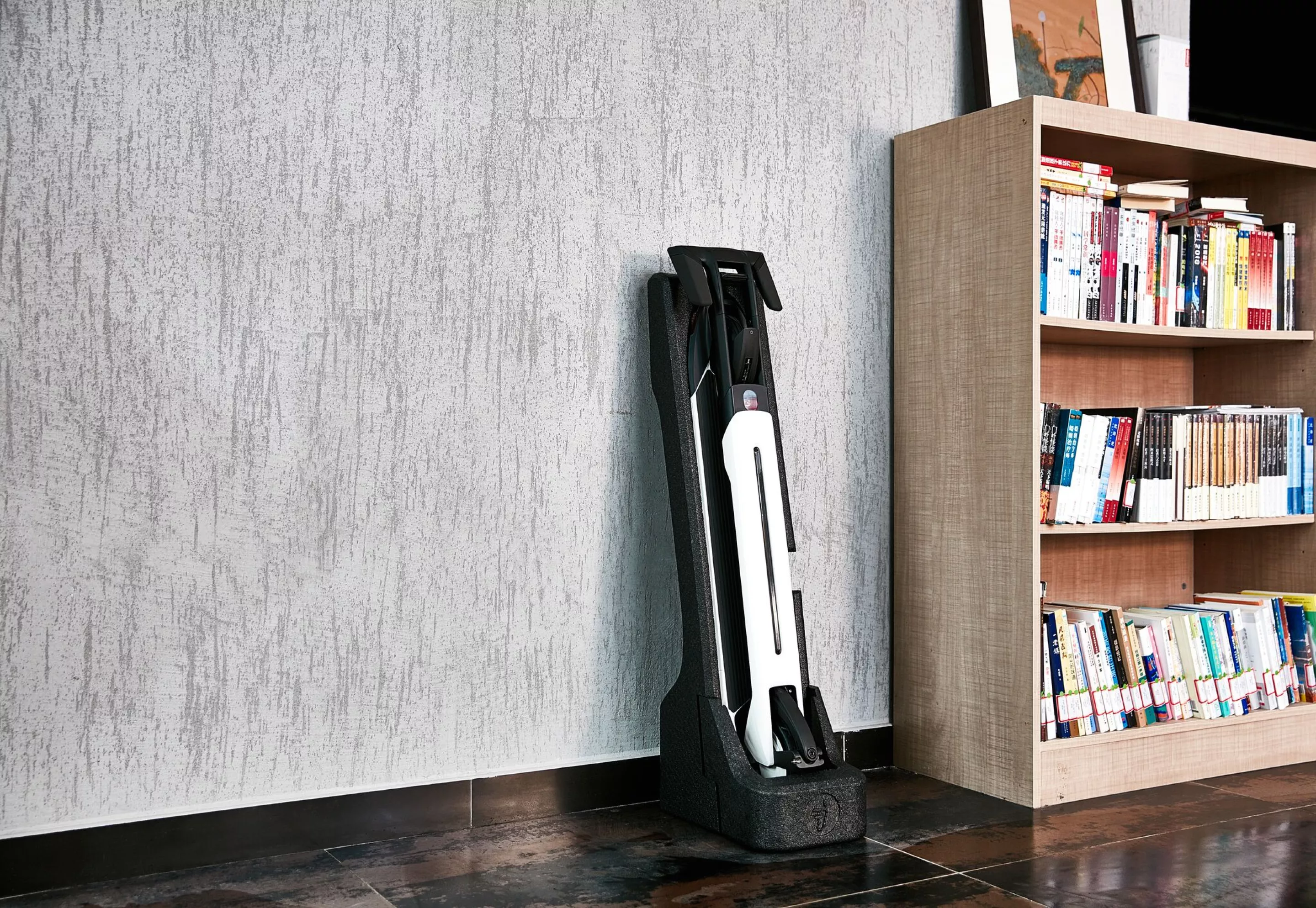 Segway-Ninebot kickstarts Air T15 electric kickscooter