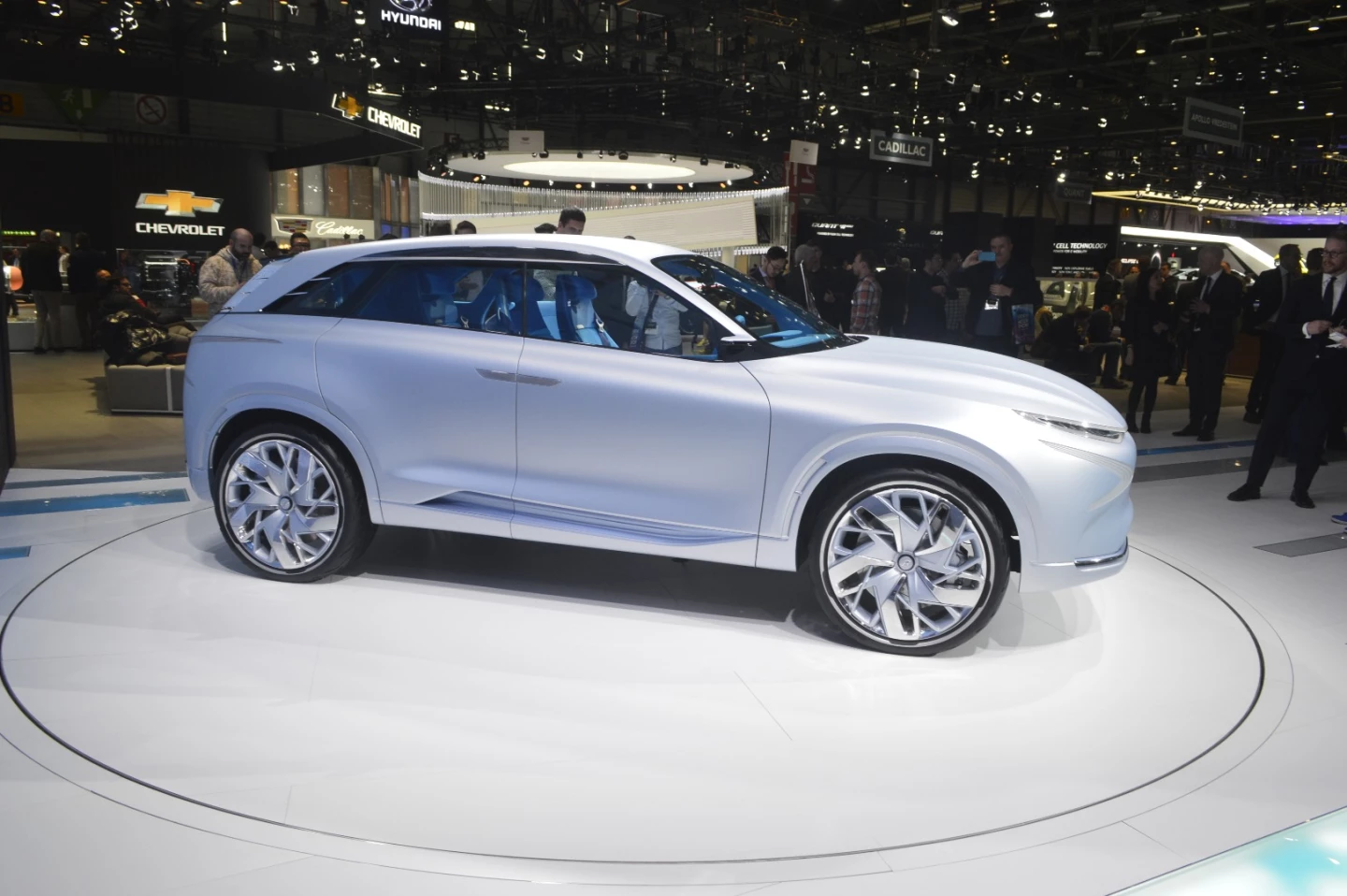 Hyundai drops next-gen fuel cell concept in Geneva
