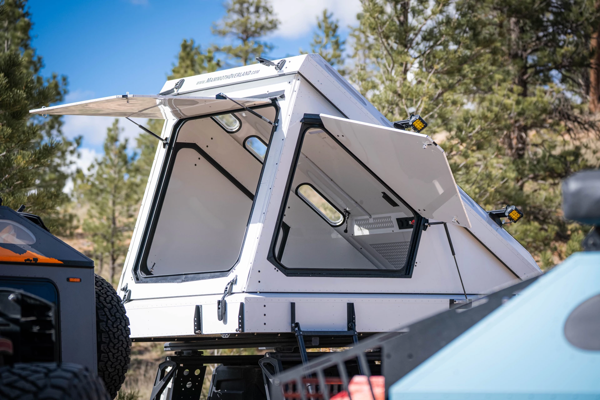 Mammoth Overland SKL hard-sided roof camper with solid-state battery