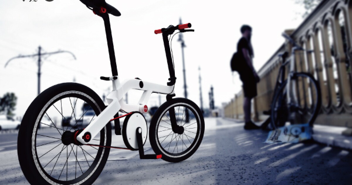 SPACE folding bike unfolds with a touch