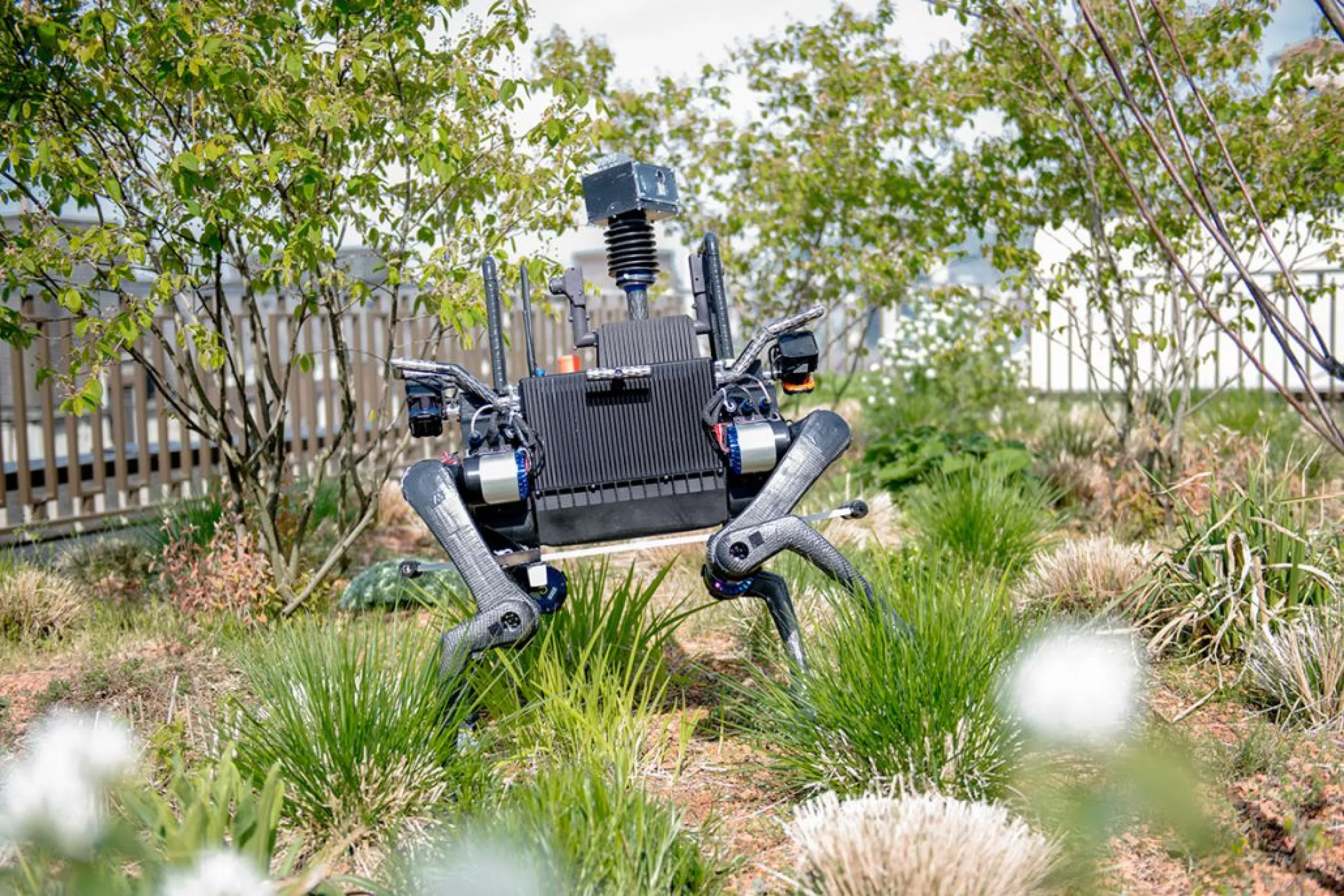 Anymal quadruped robot can now use an elevator