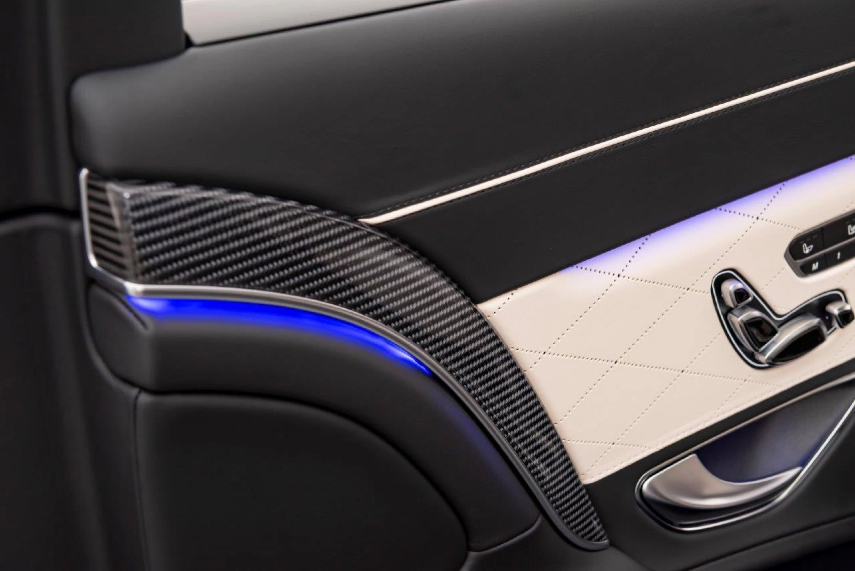 Ultra-exclusive S650 Night Edition is the new top of the Maybach range